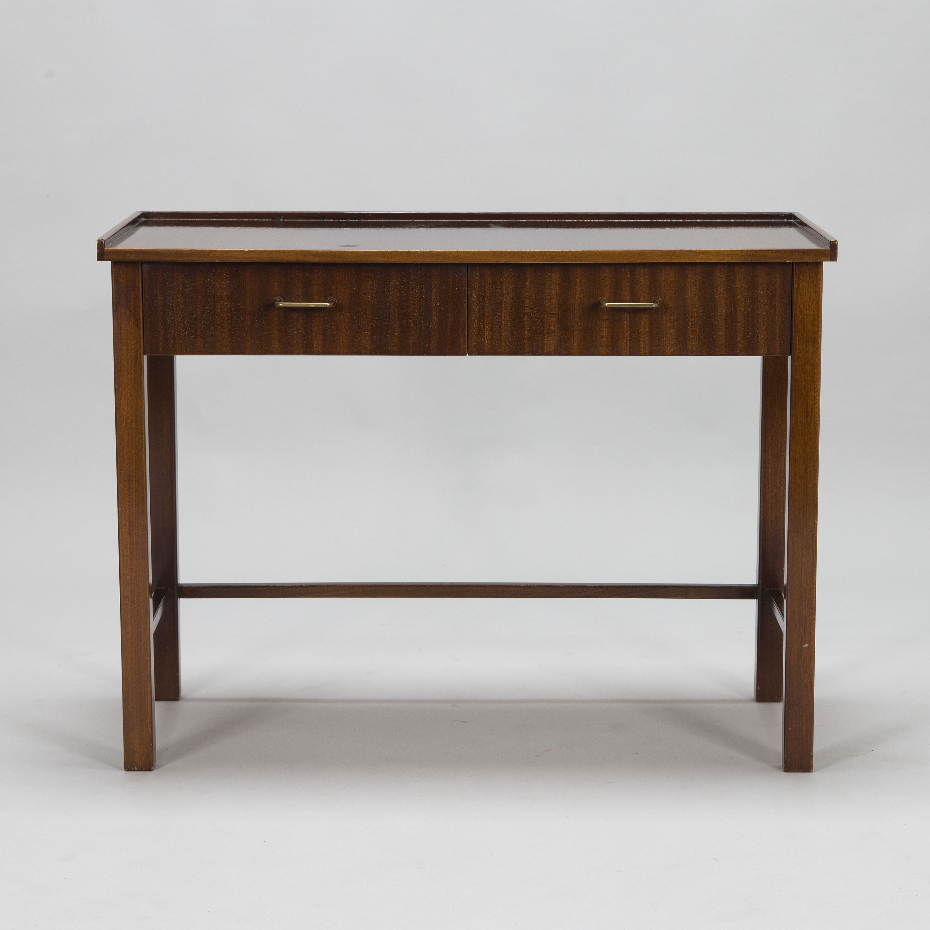 A 1950s-60s writing desk/ sidetable. - Bukowskis