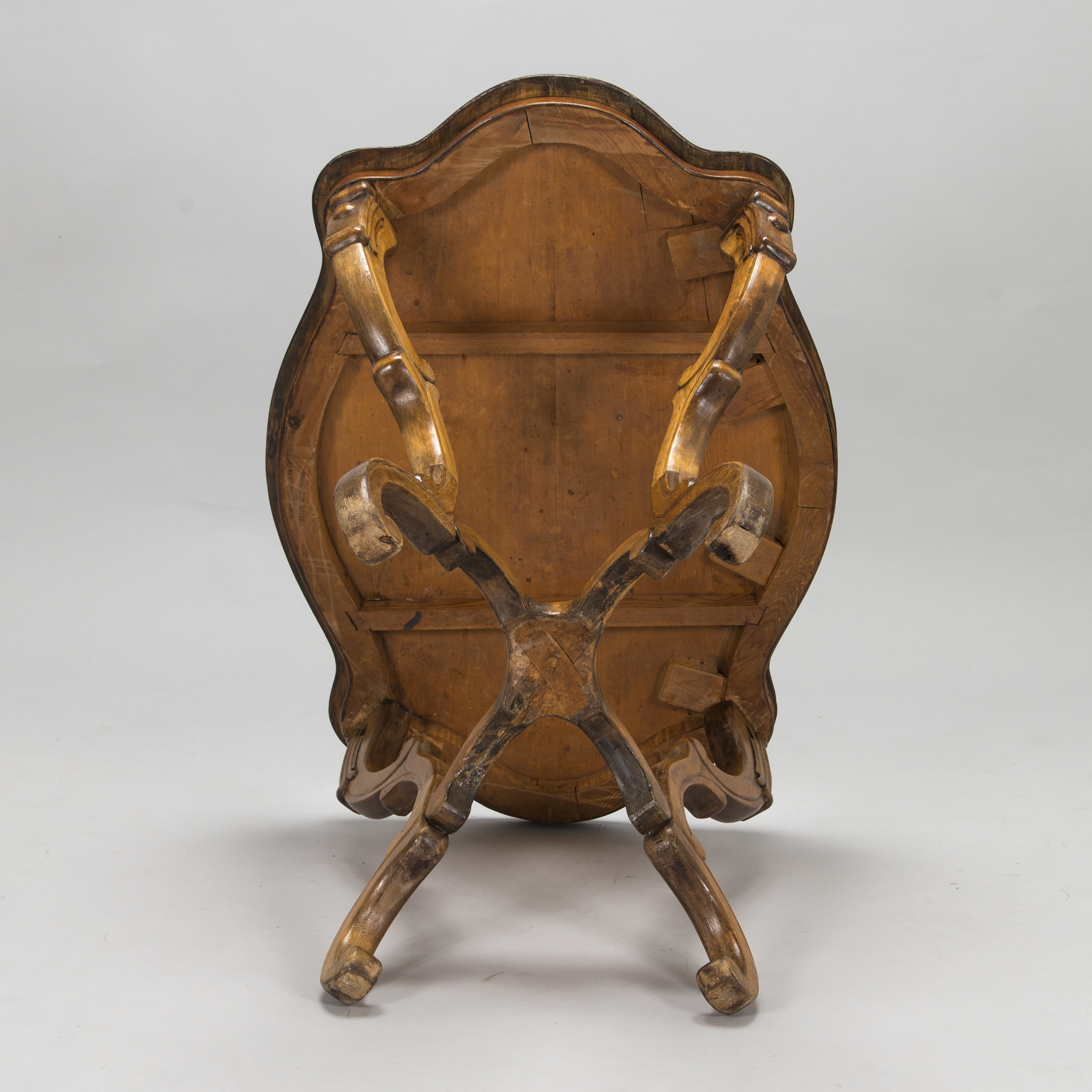 Neo-rococo table, late 19th century. - Bukowskis