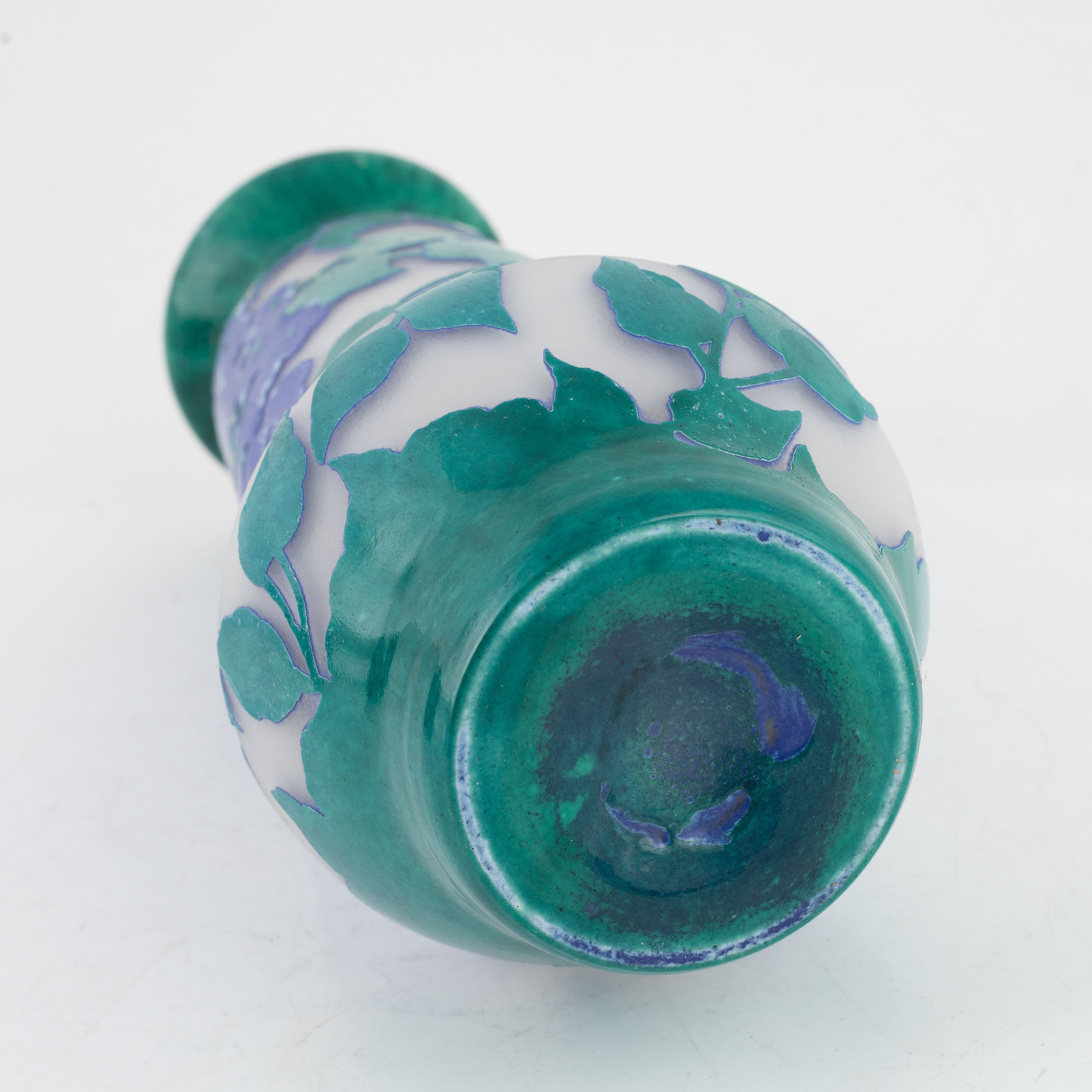 La Rochère, a cameo glass vase, France. - Bukowskis