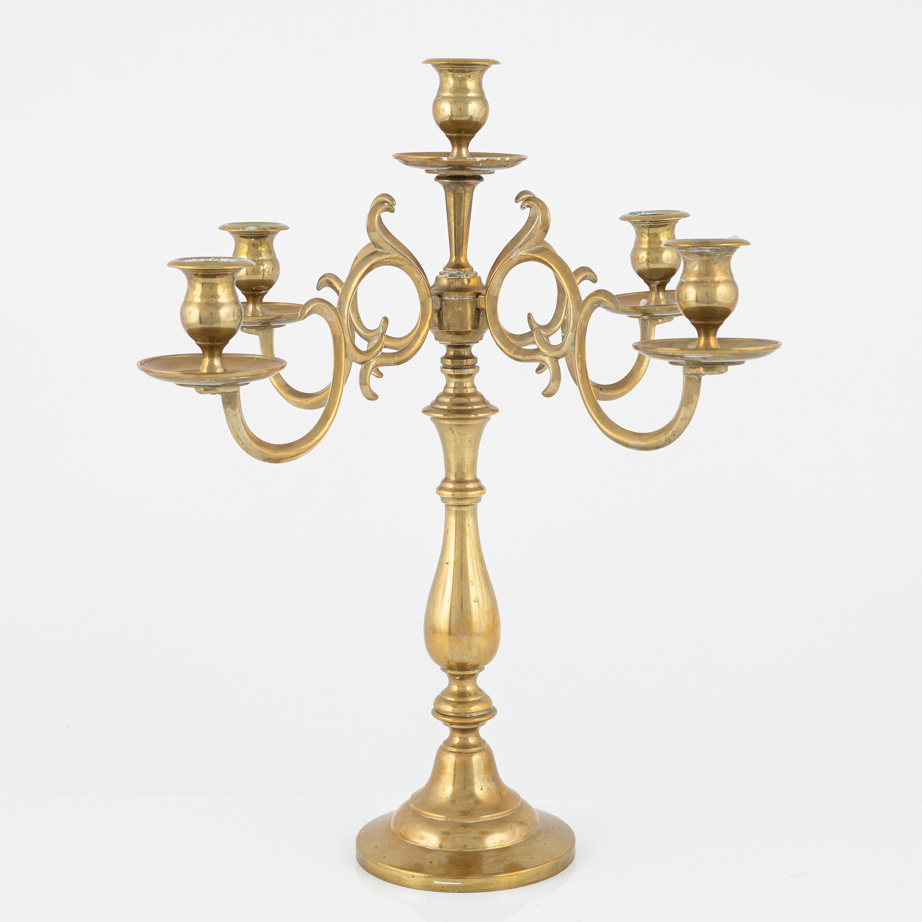 Kandelaber, mässing, Skultuna Messingsbruk, 1988. - Bukowskis