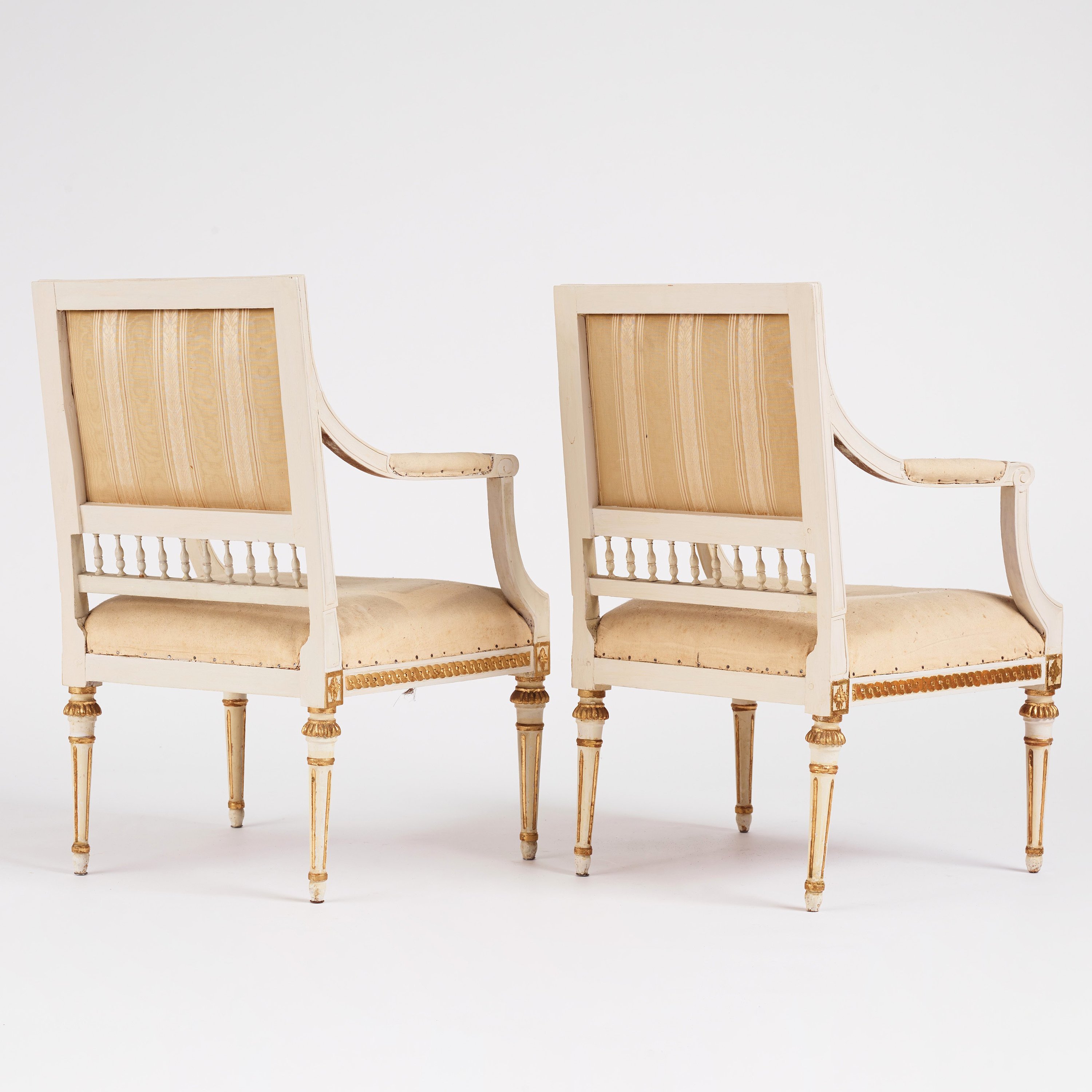 Karmstolar, ett par, av Johan Lindgren (mästare i Stockholm 1770-1800 ...