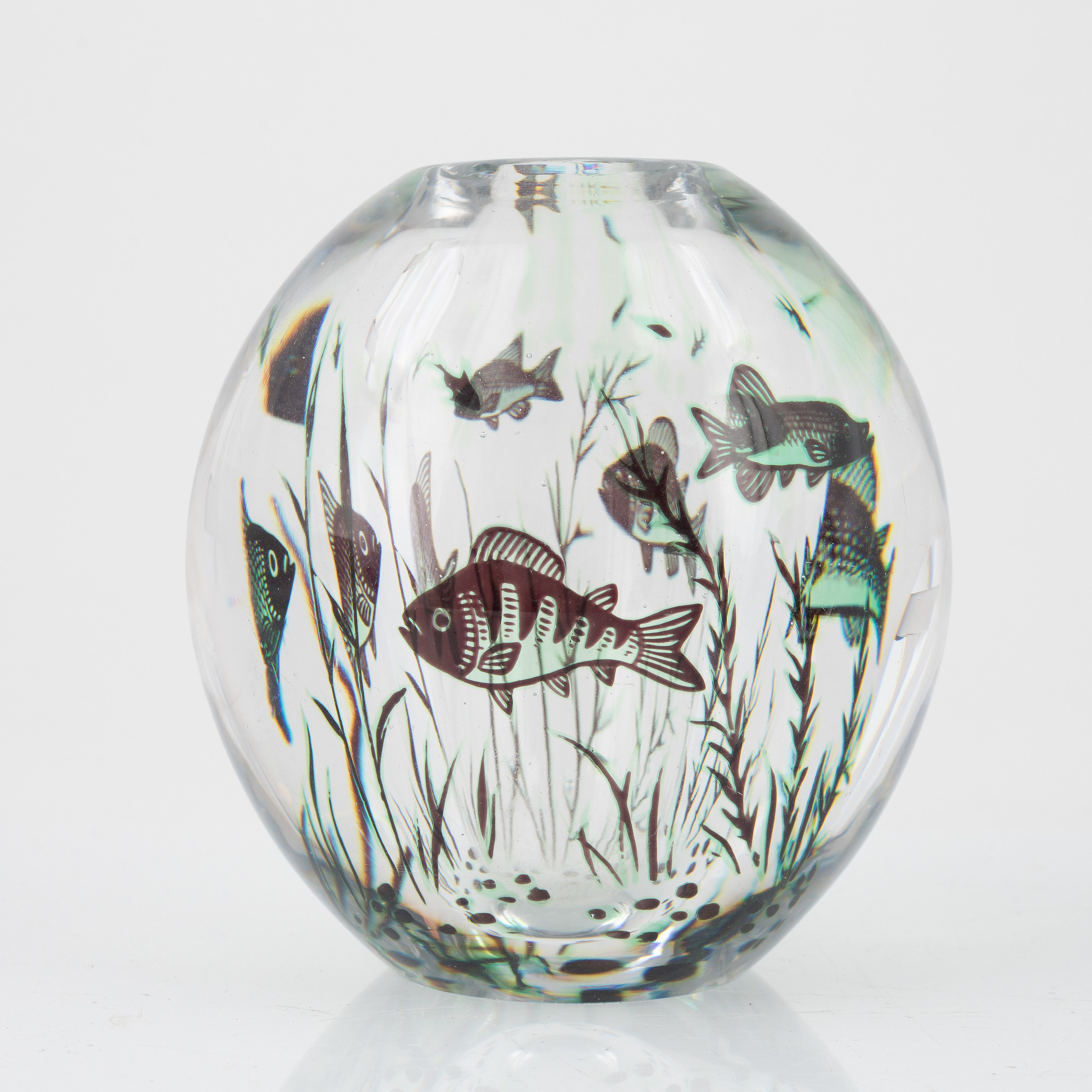 Edvard Hald, vaser, 3 st, Fiskgraal, Orrefors. - Bukowskis