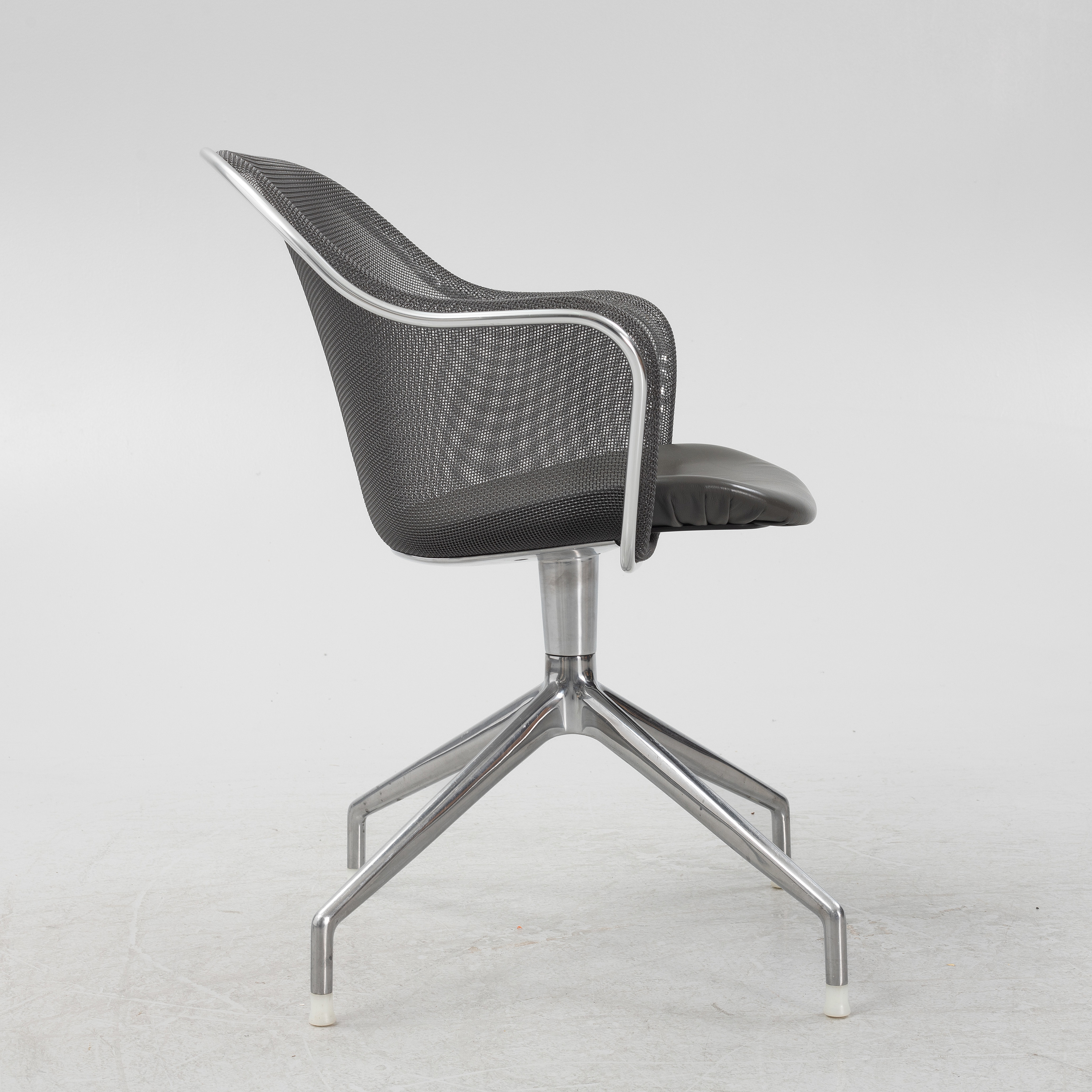 Antonio Citterio, chair, "Iuta", B&B Italia. - Bukowskis