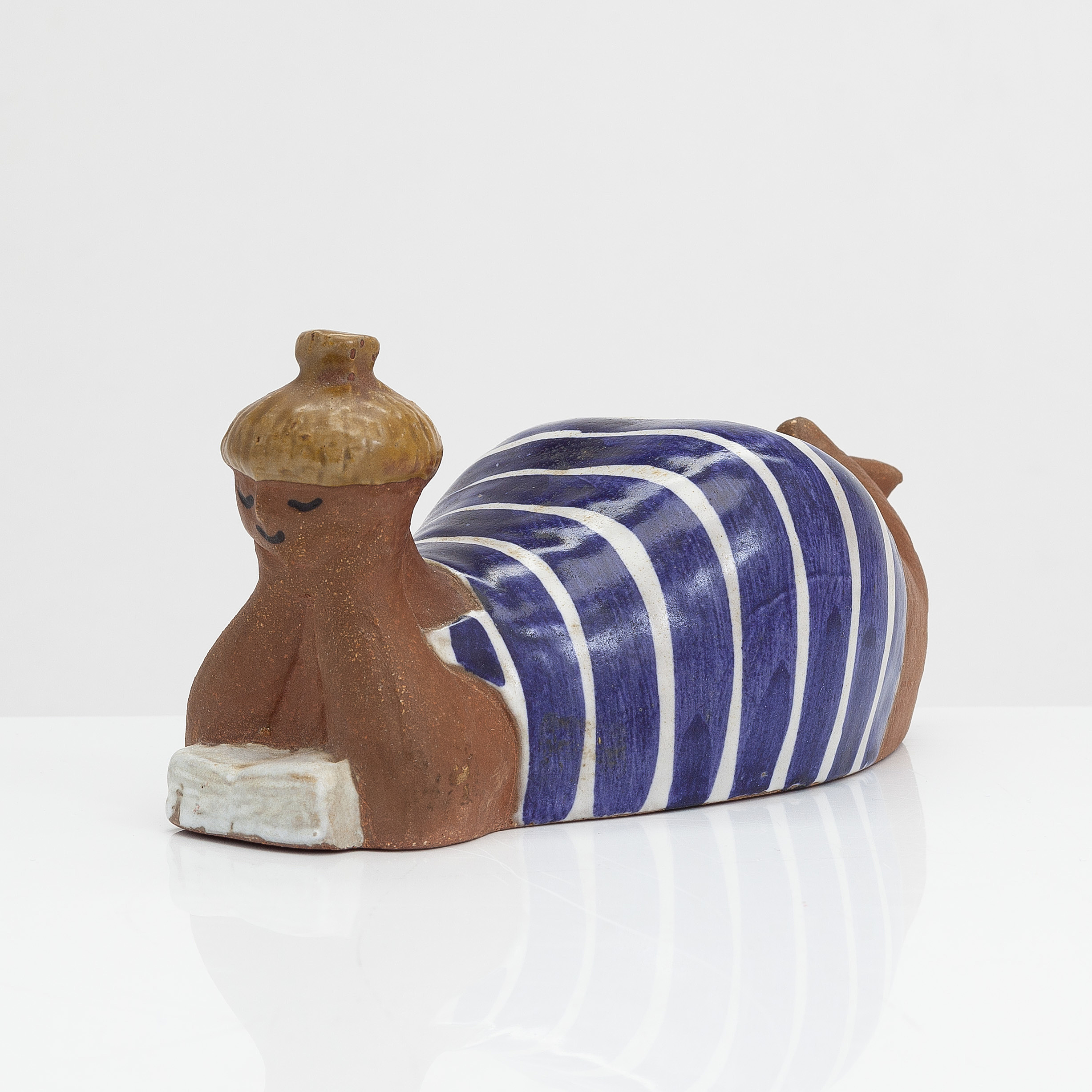 Lisa Larson, figurin, stengods, "Beata", Gustavsberg. - Bukowskis