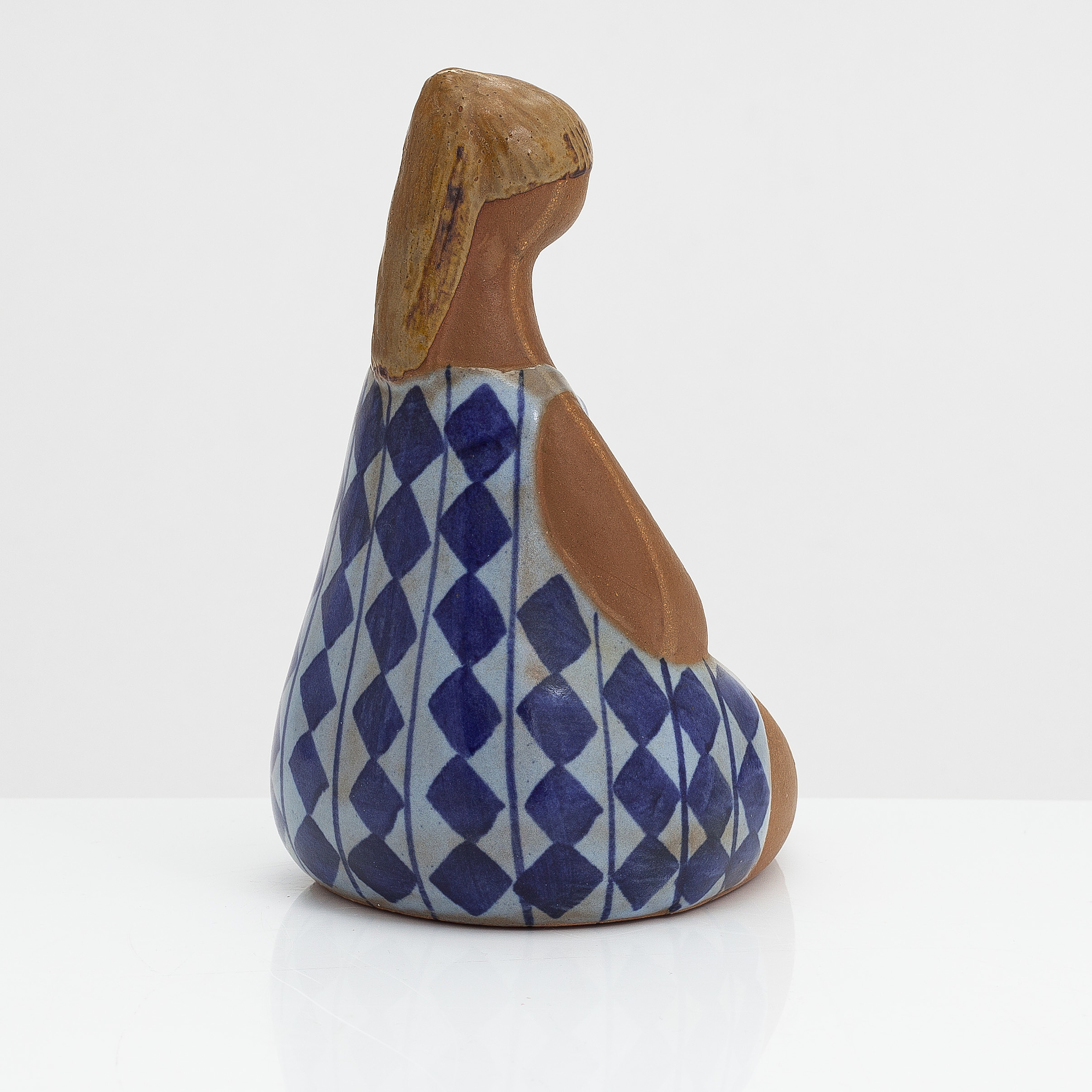 Lisa Larson, A stoneware figurine, 'Amalia', Gustavsberg. - Bukowskis