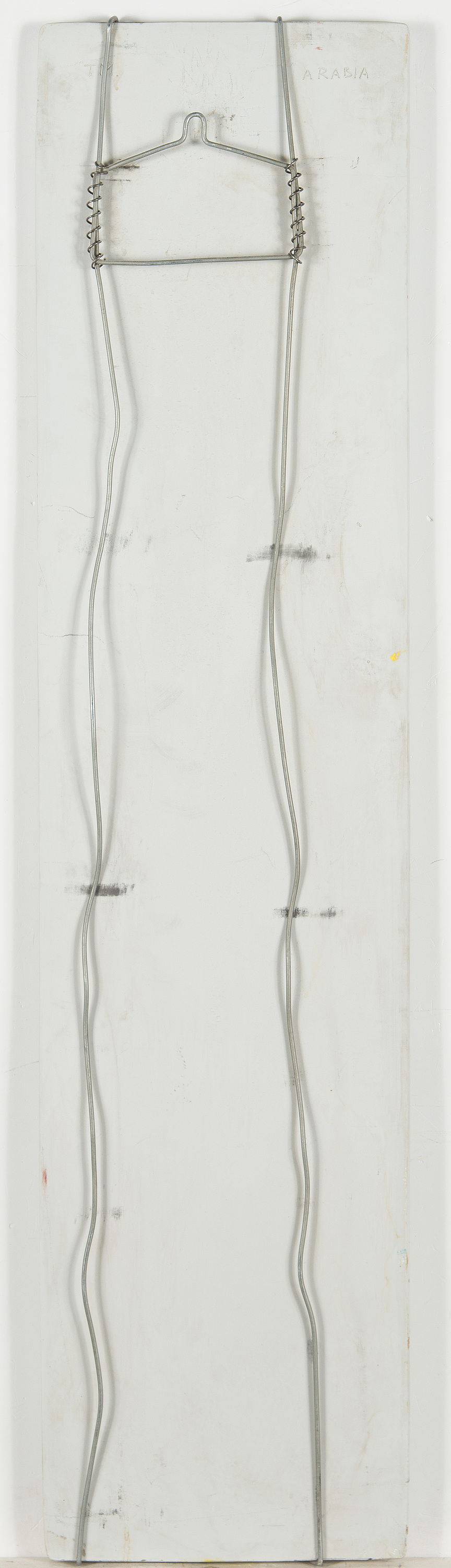 Toini Muona, relief, stengods, signerad TM Arabia. - Bukowskis