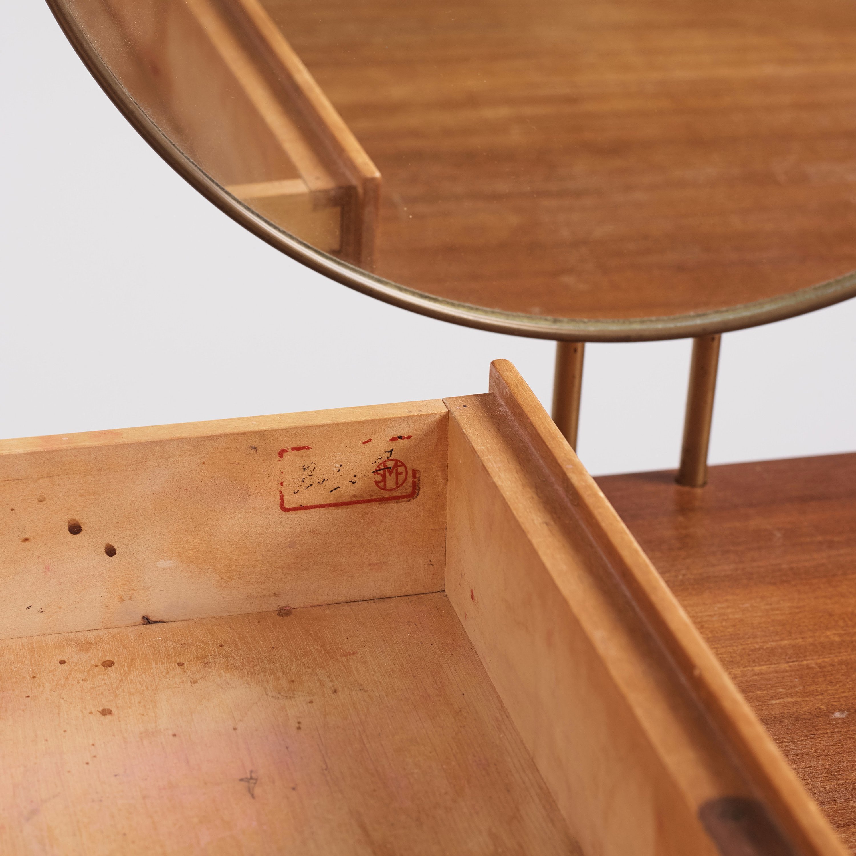 Bertil Fridhagen, sminkbord, modell "3-127, Ligrett-serien", Svenska ...