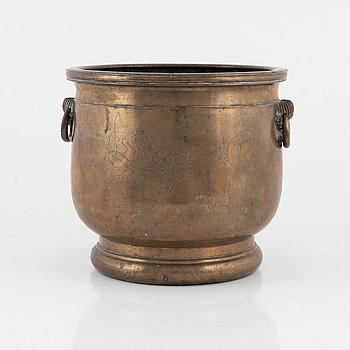 A bronze plant pot, circa 1900. - Bukowskis