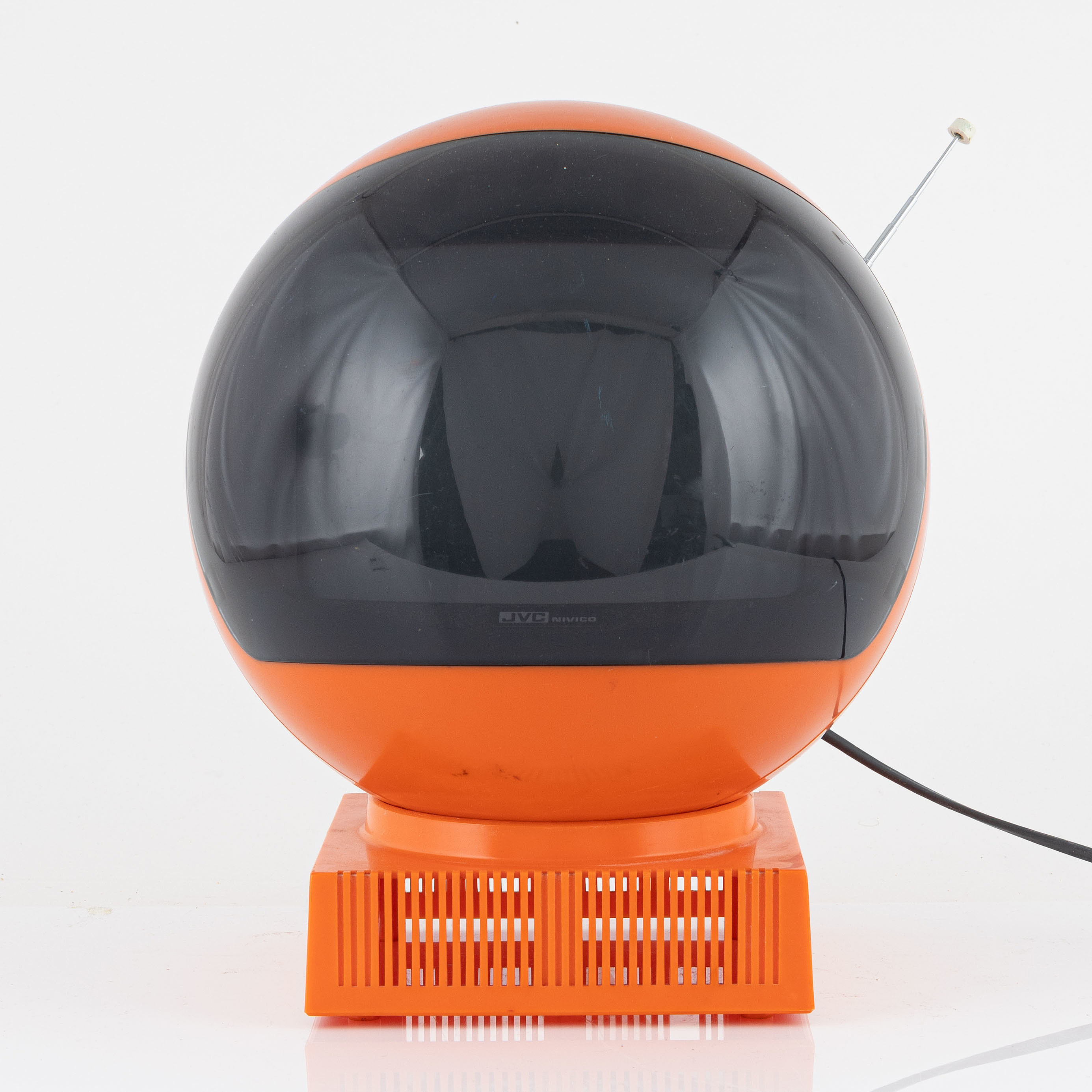 JVC Nivico TV. Model 3240 SC. 1970's. - Bukowskis