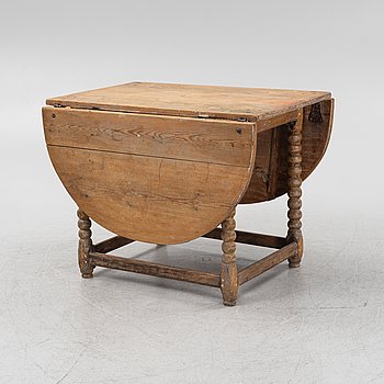 A pine gate-leg table, 18th/19th Century. - Bukowskis