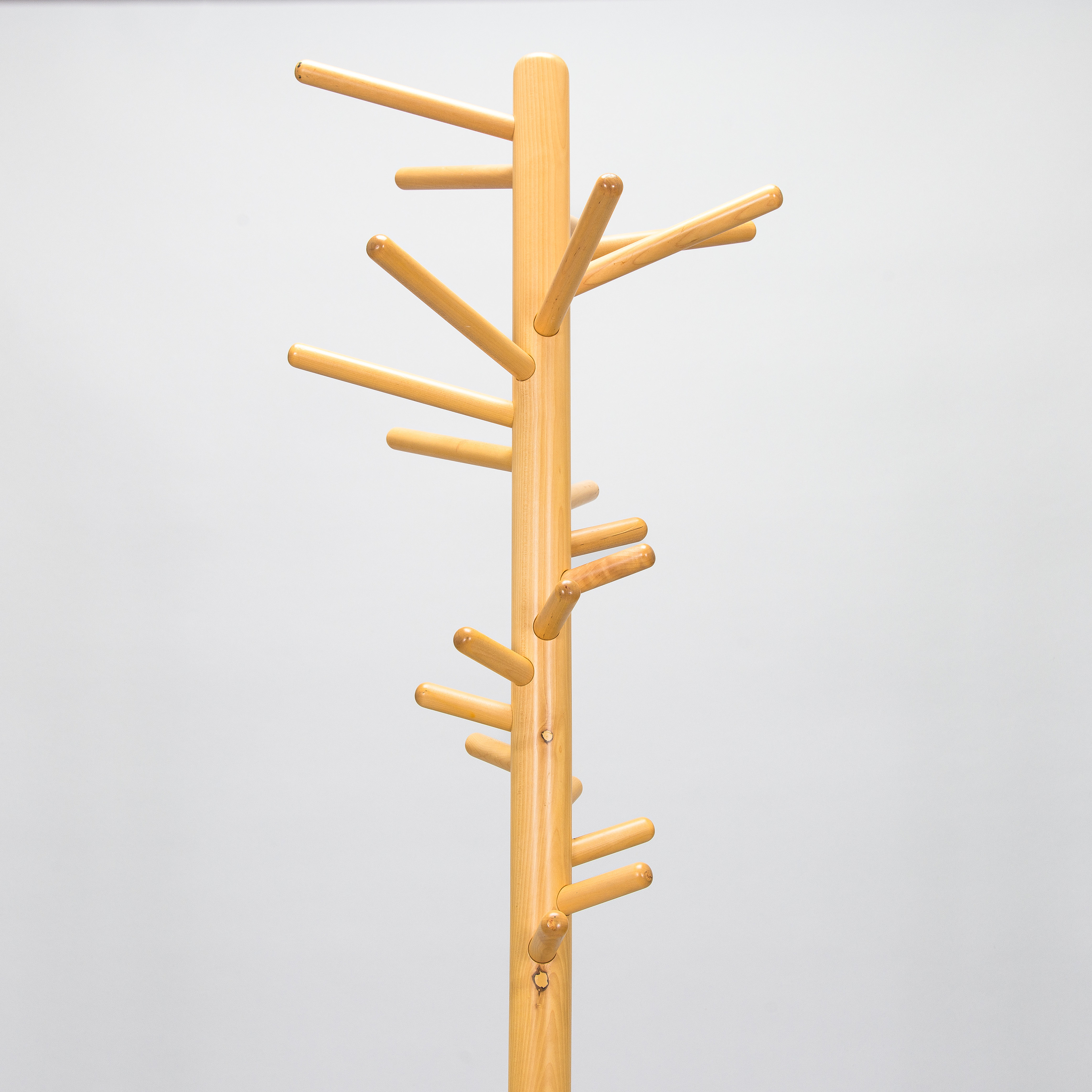 Anna-Maija Jaatinen, tamburmajor, "Clothes Tree", Artek. Modellen ...