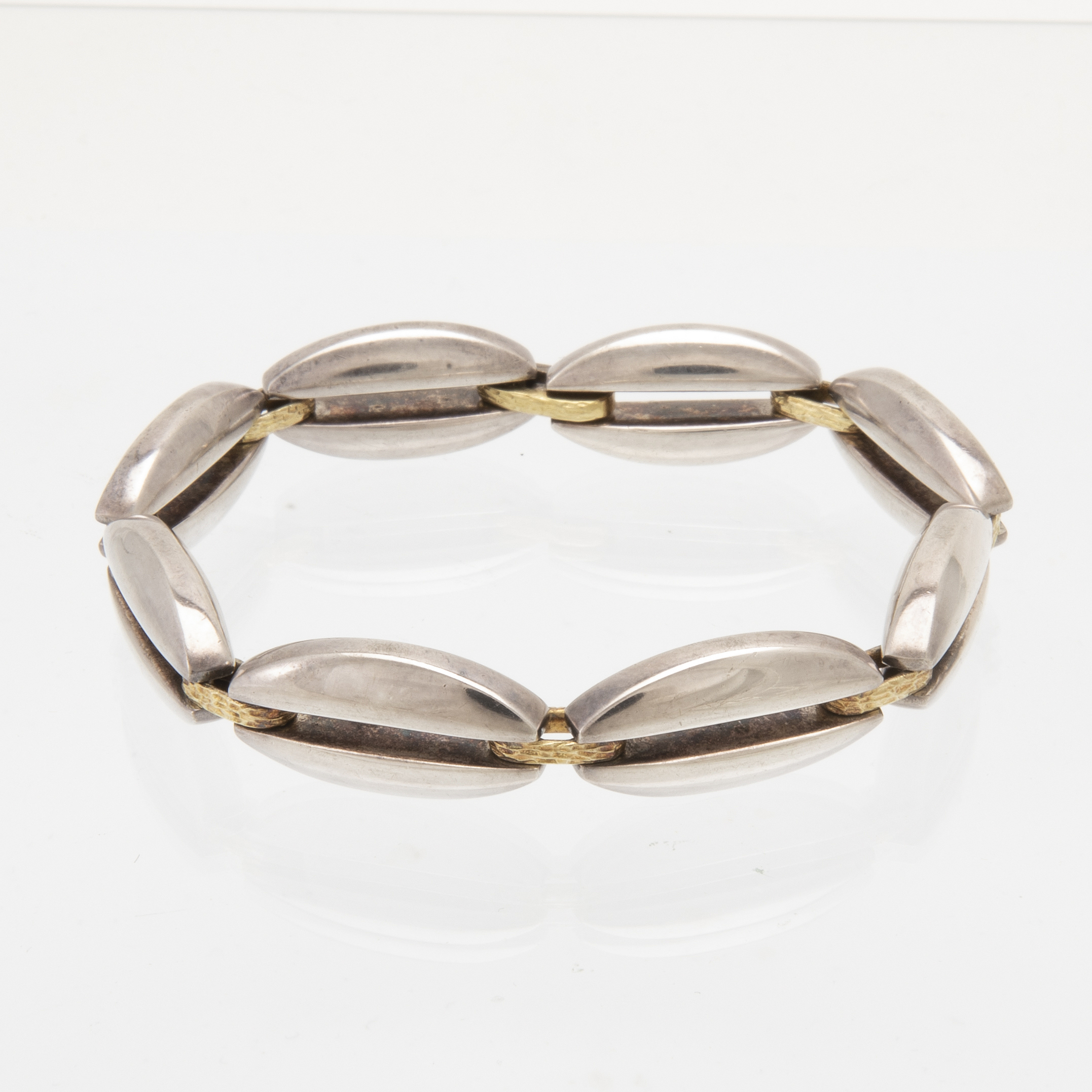 Regitze Overgaard, armband silver och 18K guld nr 409 för Georg Jensen ...