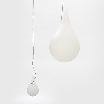 Two 'Liquid Light Drop' pendant lamps from Next. - Bukowskis