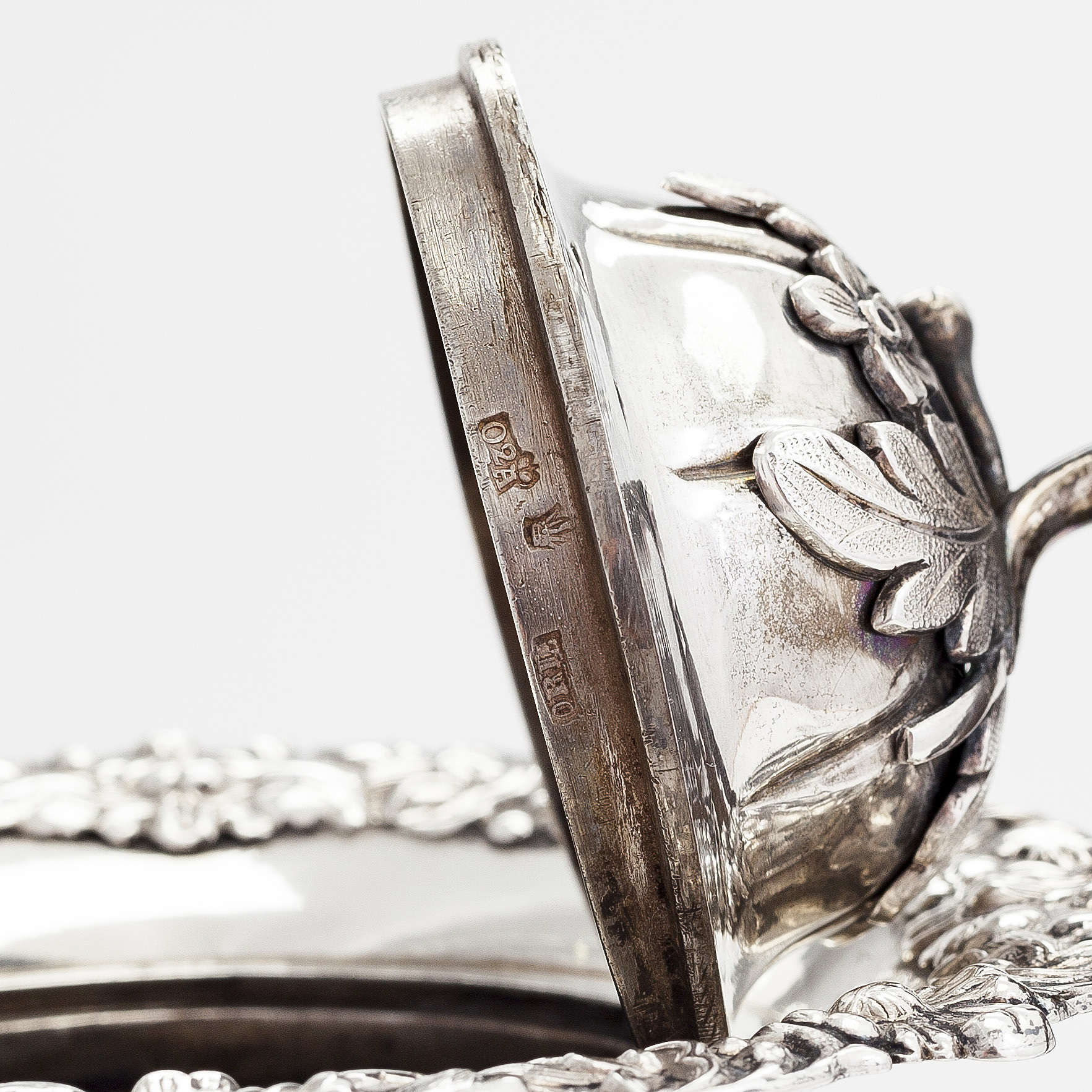 Kaffekanna, och gräddsnäcka, silver, Olof Robert Lundgren Åbo 1847 samt ...