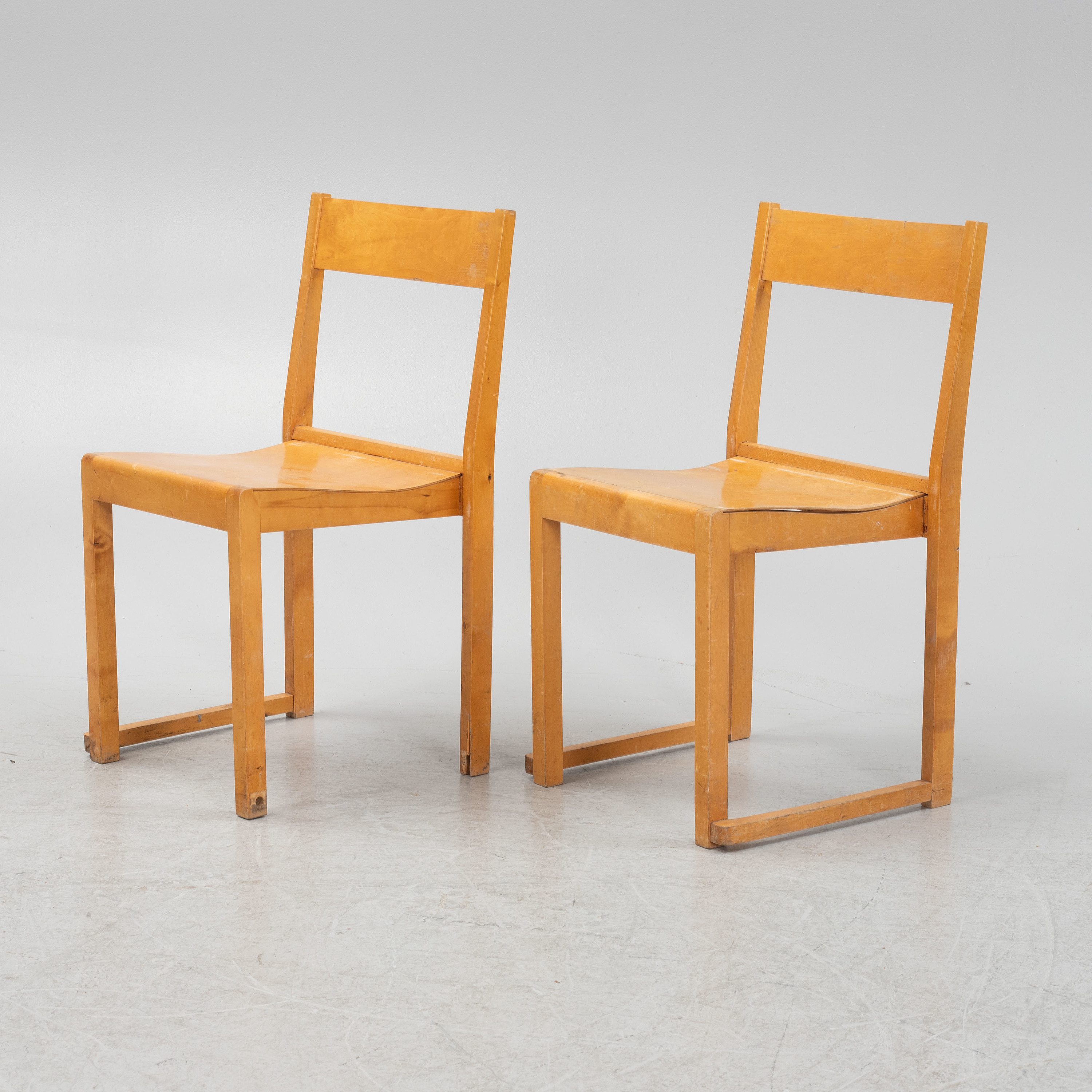 Sven Markelius, a set of seven chairs, mid 20th Century. - Bukowskis