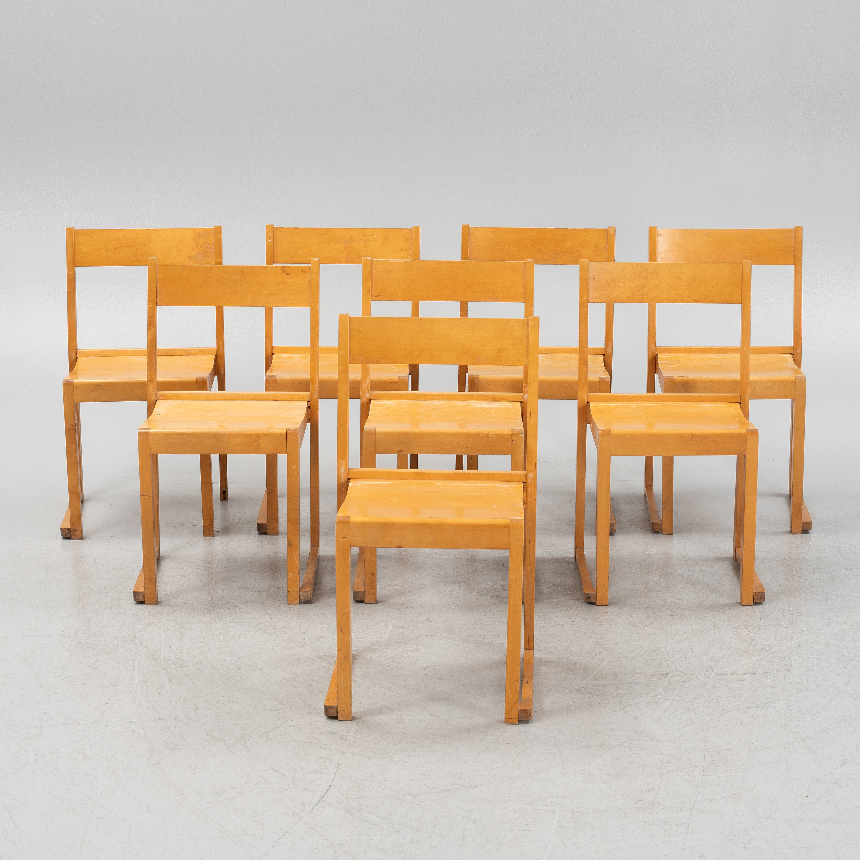 Sven Markelius, a set of seven chairs, mid 20th Century. - Bukowskis