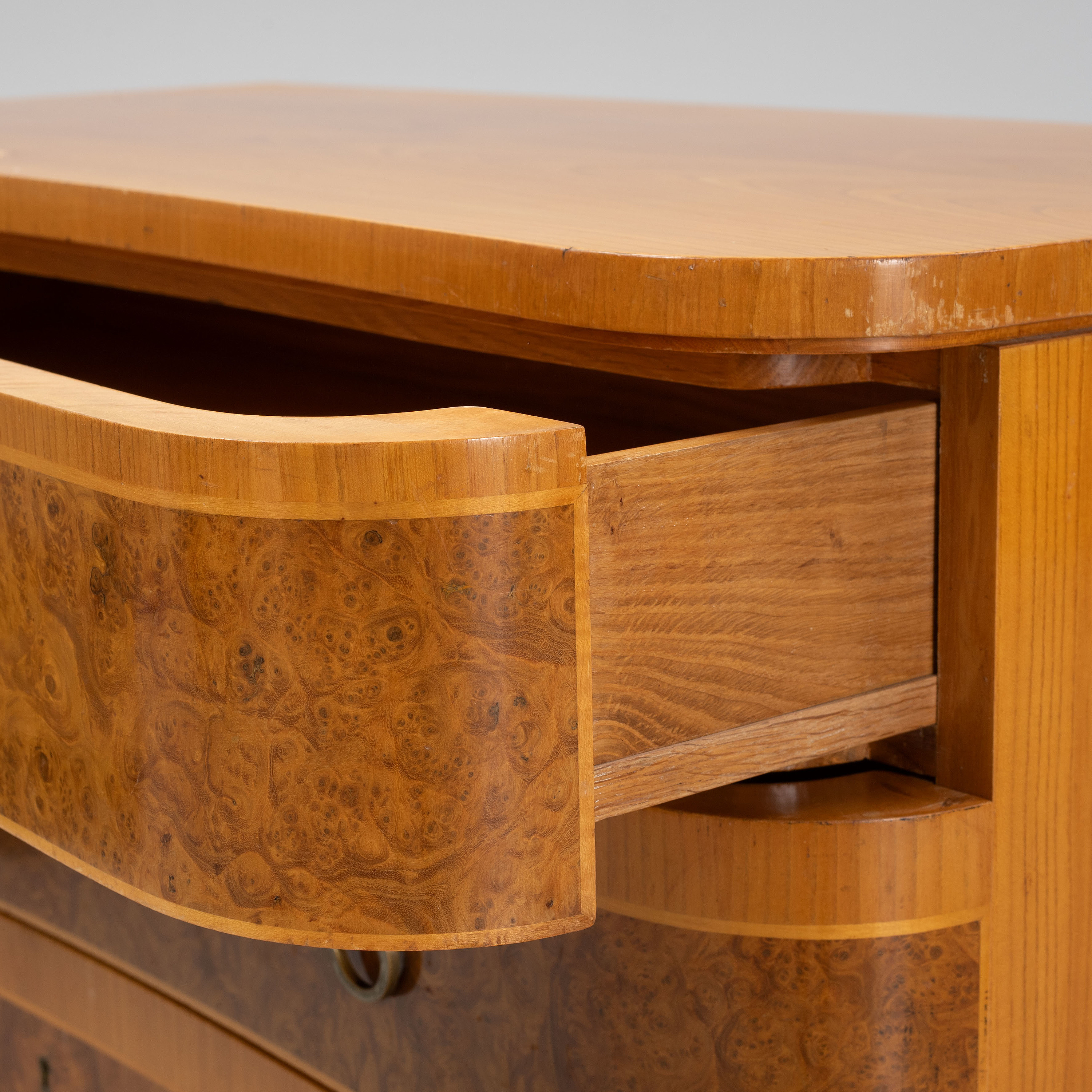 A Swedish Modern chest of drawers, Åby Möbelfabrik, 1940's. - Bukowskis