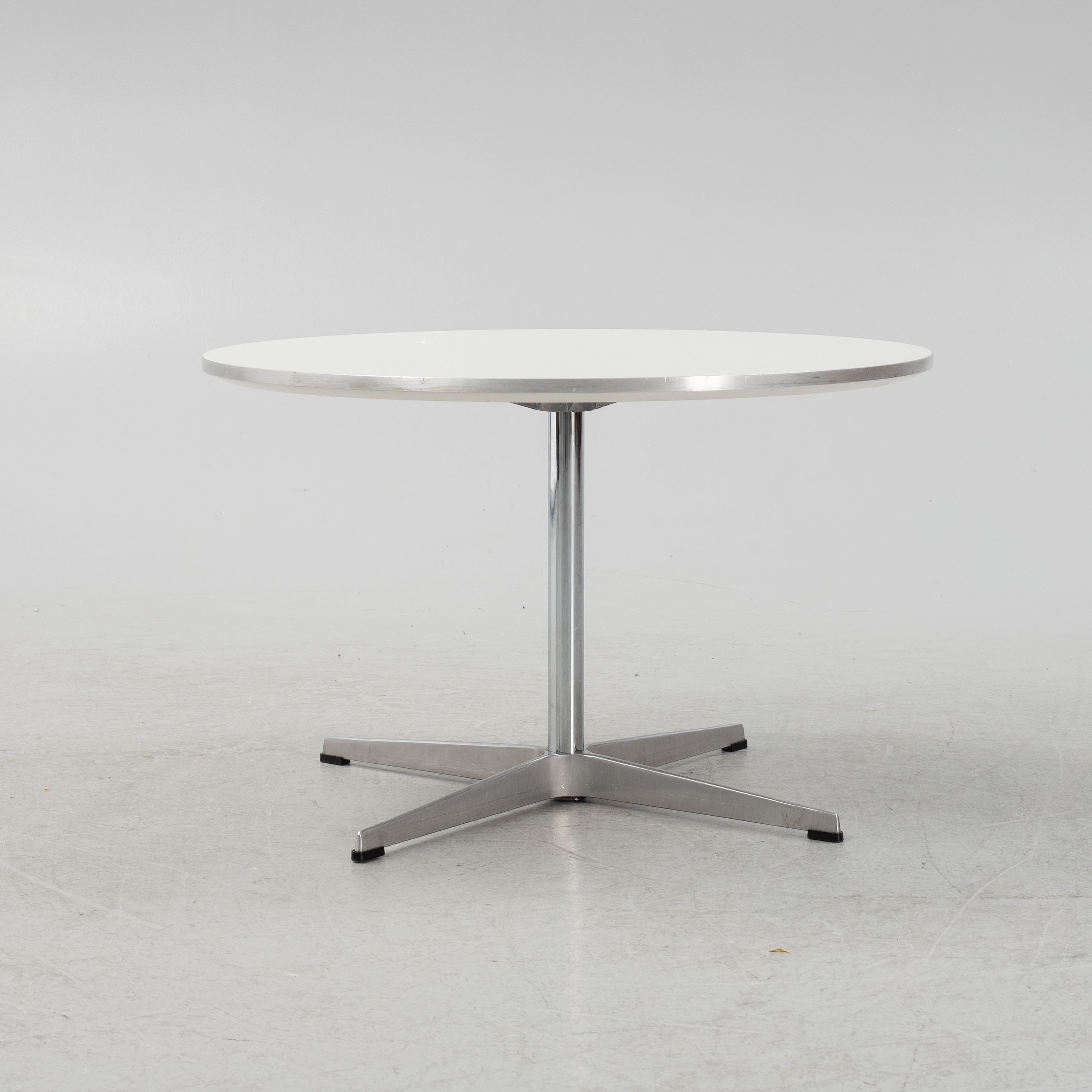 Arne Jacobsen, Bruno Mathsson & Piet Hein, soffbord, modell "A222 ...
