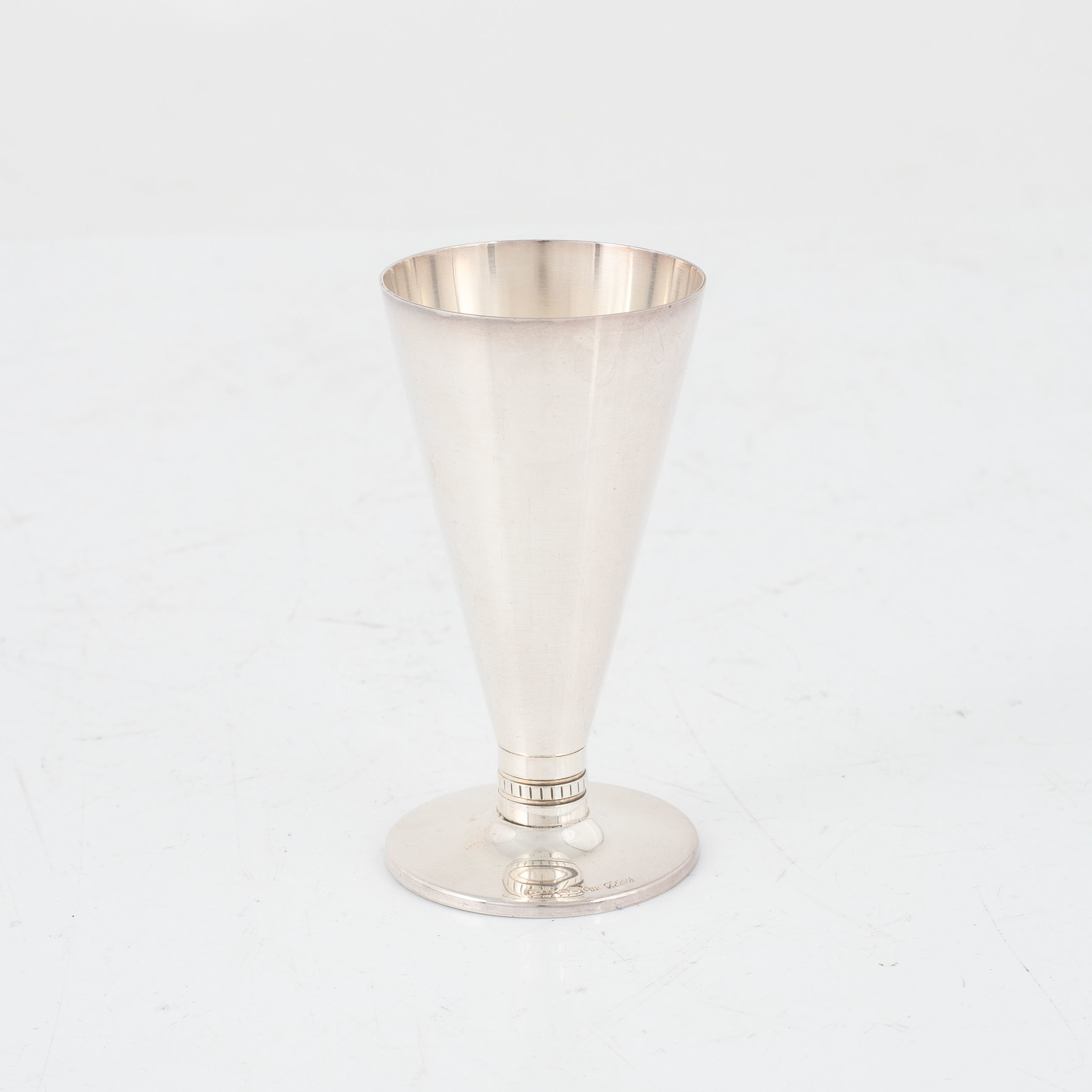 Tore Eldh, snapsglas, 12 st, silver, K&EC, Göteborg, 1949-1958. - Bukowskis