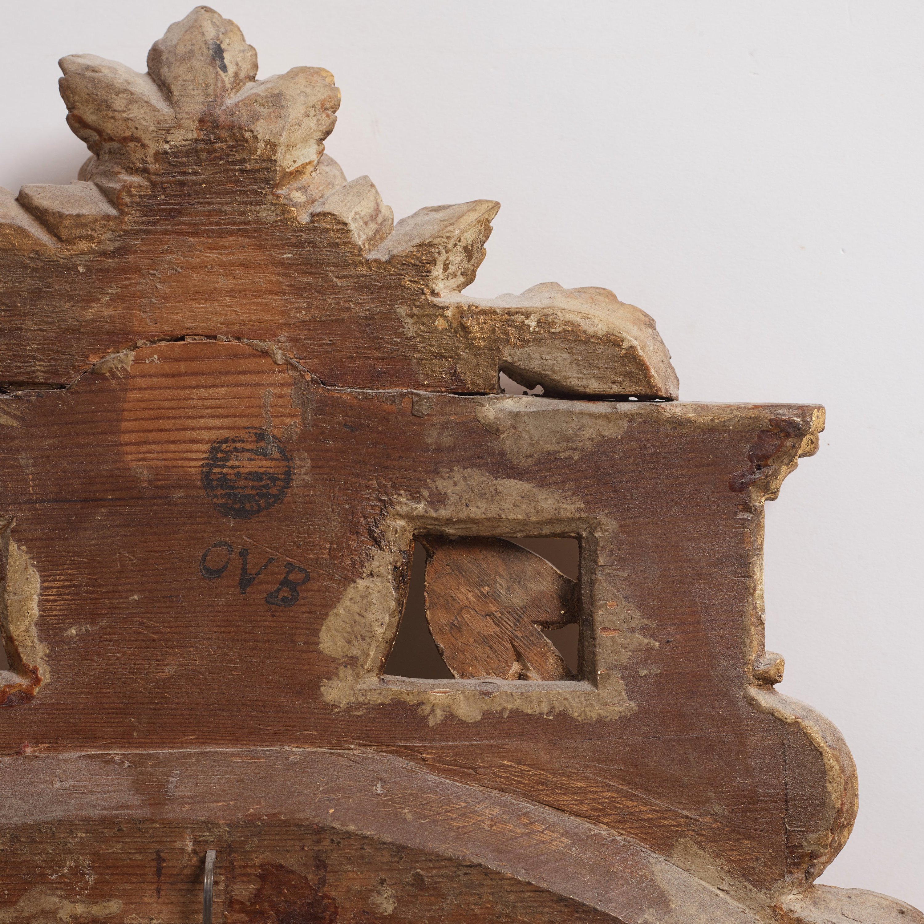 A pair of Gustavian giltwood mirrors by O. Wetterberg (master 1785-1803). - Bukowskis