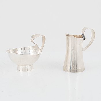 Martin Öhman, jugs, 2 pcs, HA Öhman, Lycksele, 1960-67. - Bukowskis