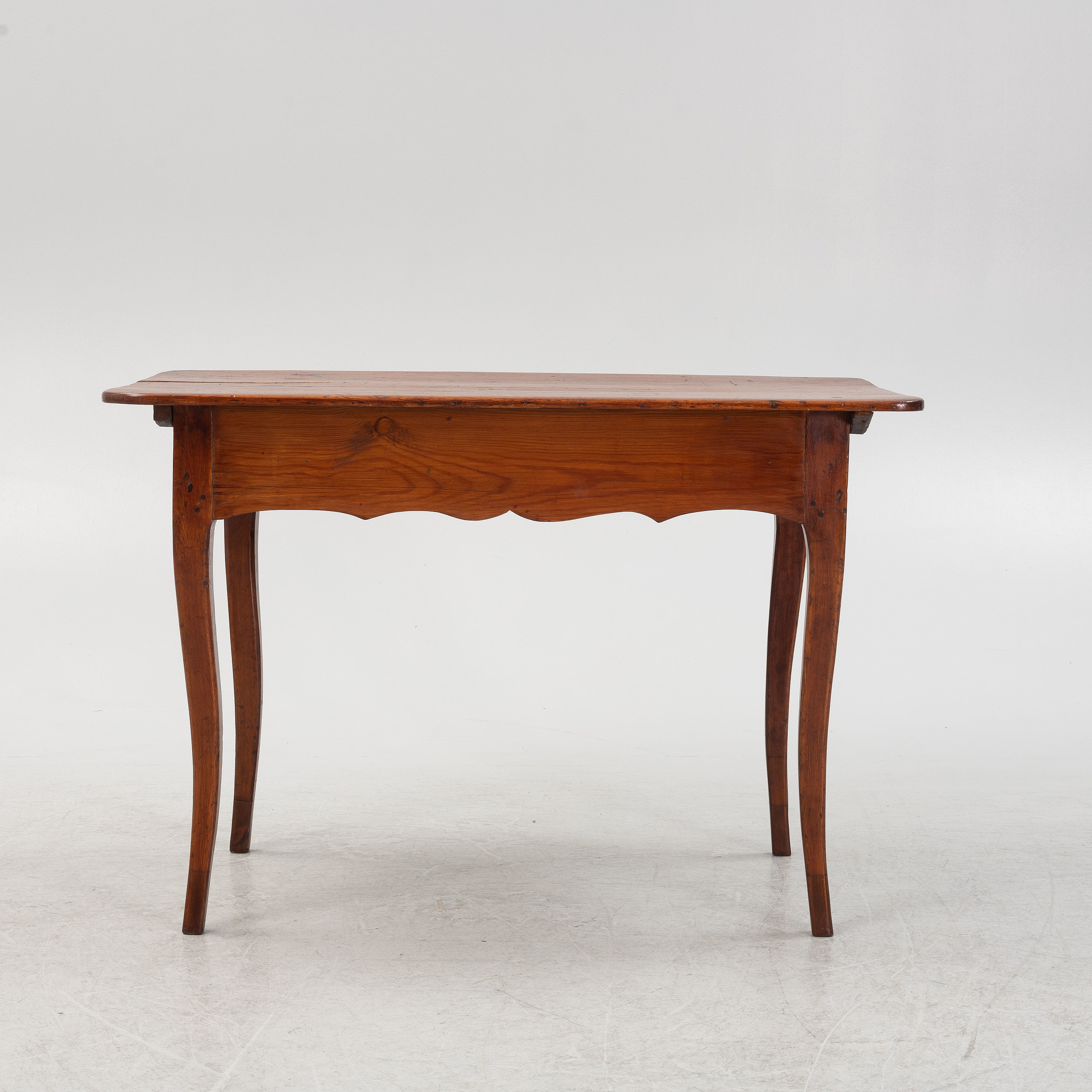 A Rococo table, 18th century. - Bukowskis