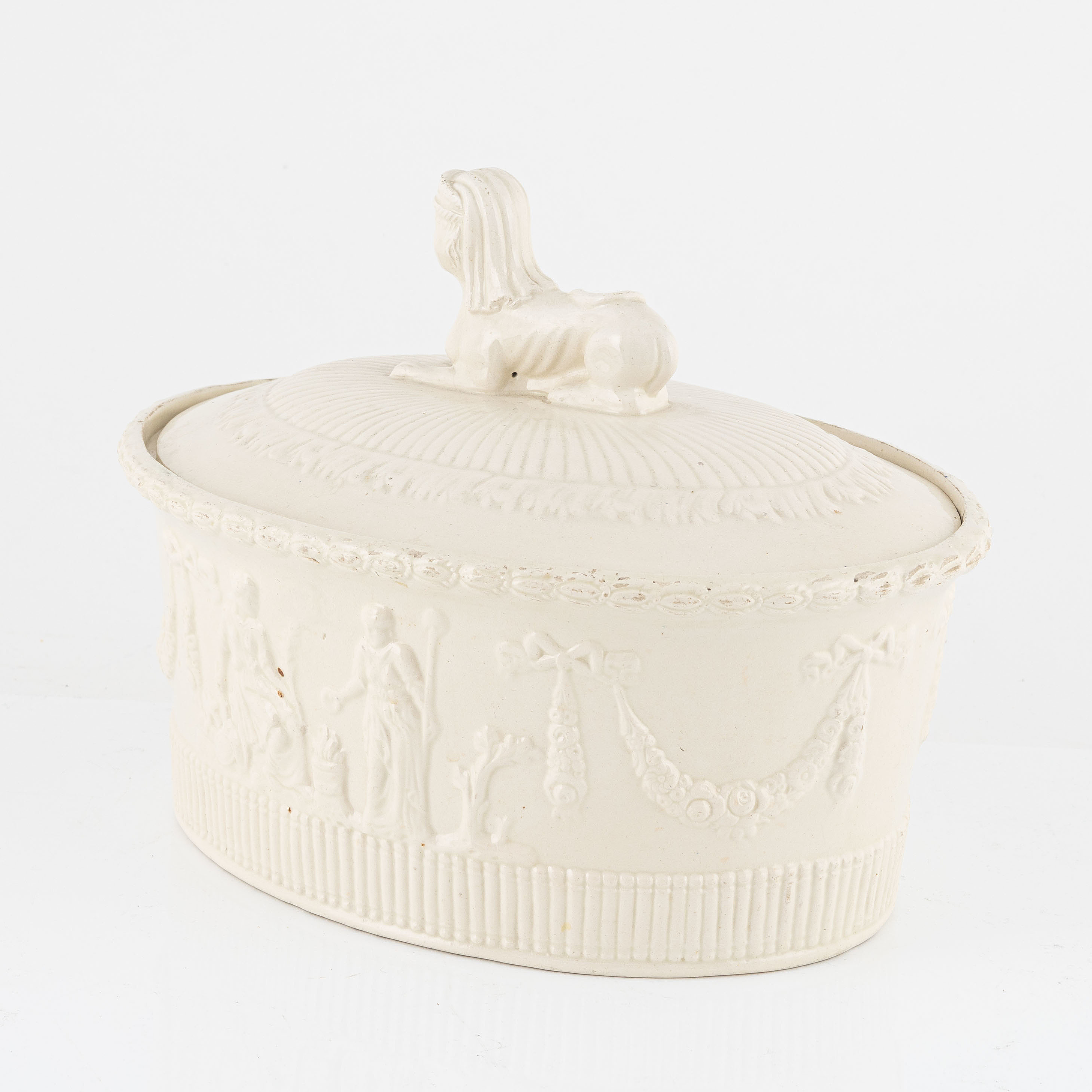 A creamware pâté tureen, Empire, presumably Rörstrand, Sweden. - Bukowskis