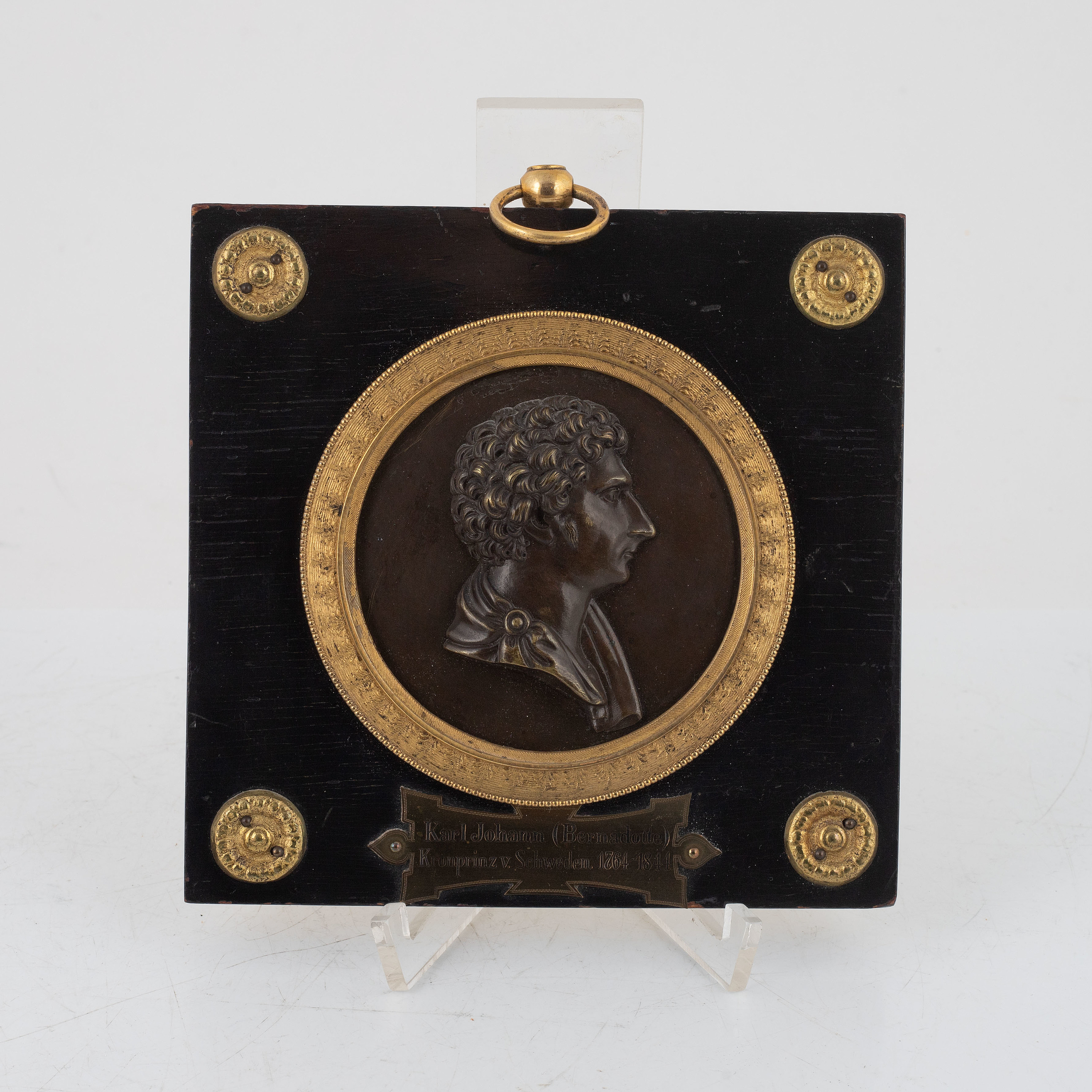 Plaque, patinated bronze and gilded brass, 19-20th century. - Bukowskis