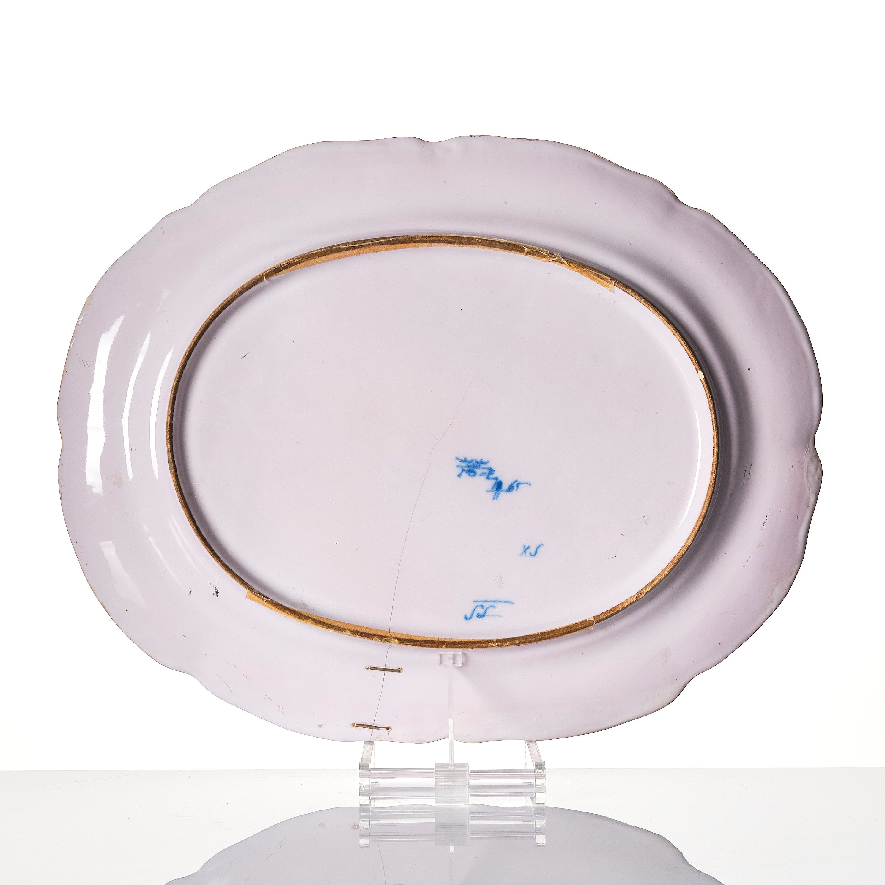 A large Swedish Marieberg faience serving dish, dated 1765. - Bukowskis