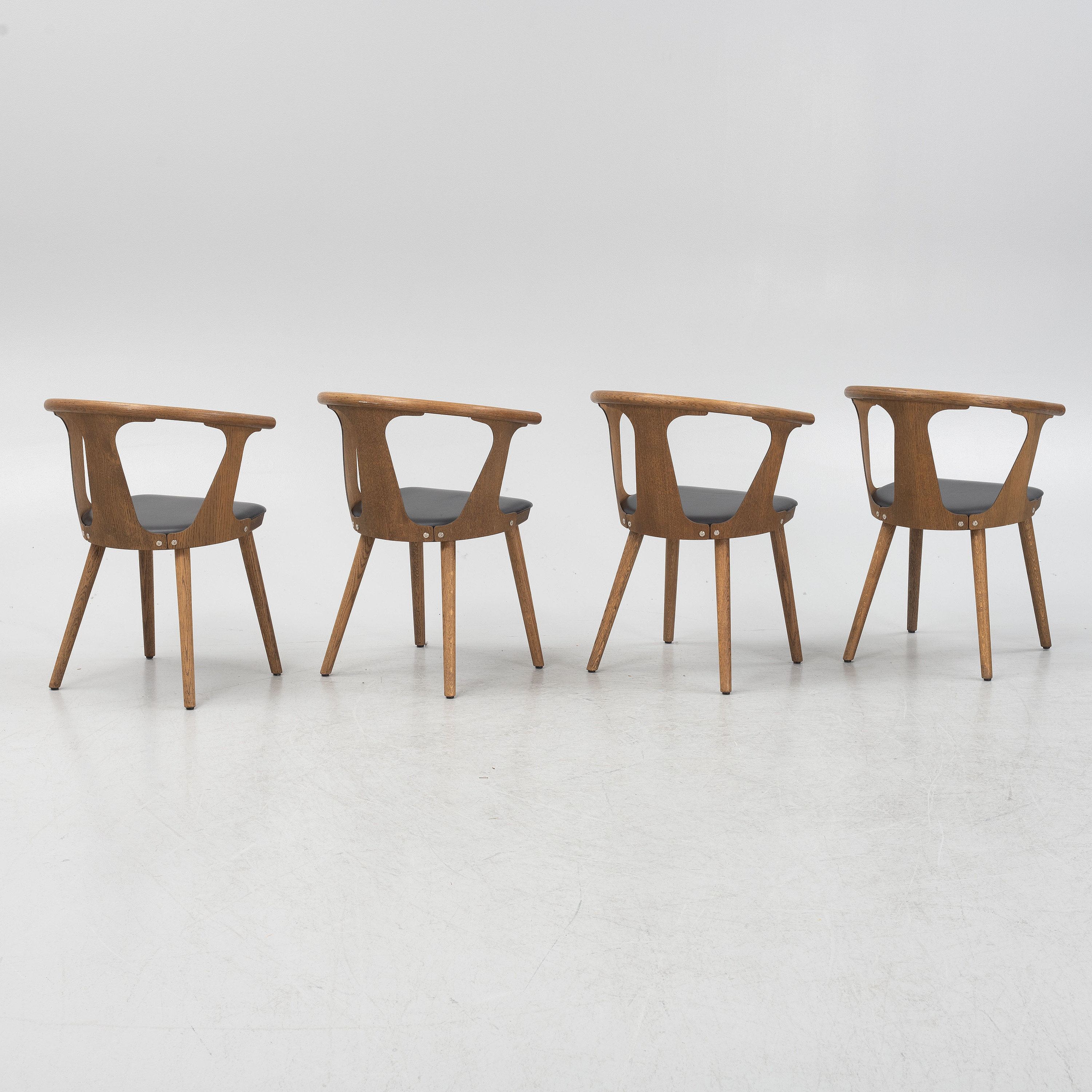 Sami Kallio, four 'In between' armchairs, & Tradition. - Bukowskis