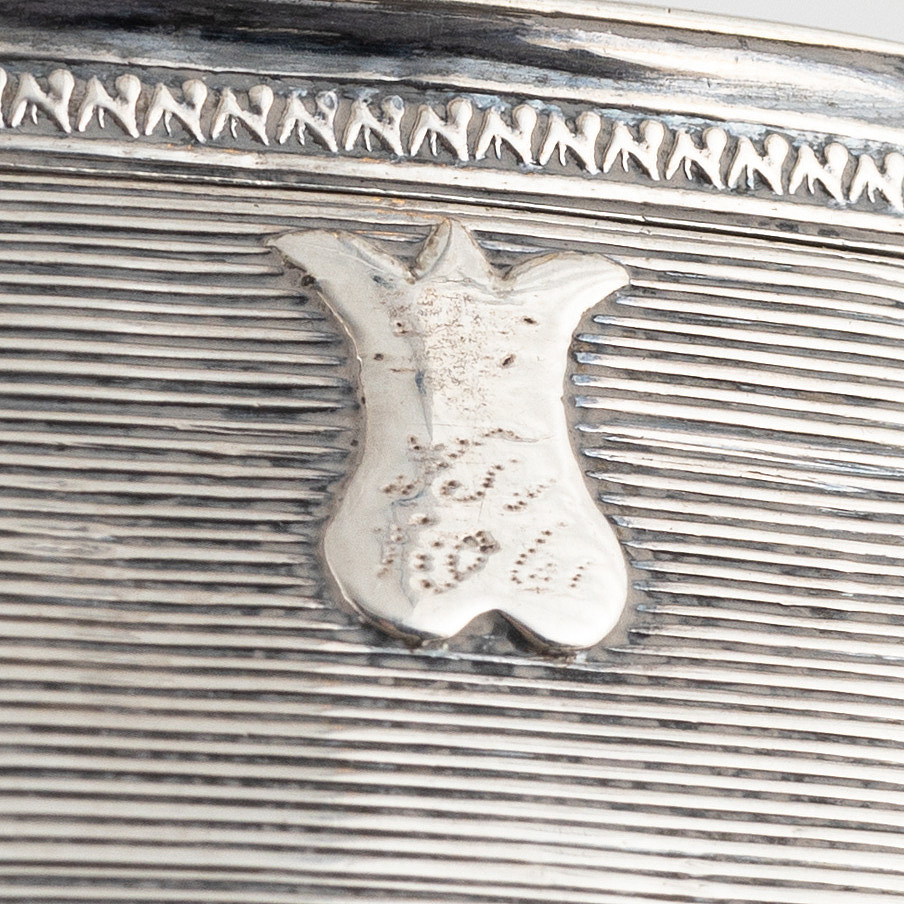 Dosor, 5 st, silver. Bl a Petter Adolf Sjöberg, Stockholm 1817. - Bukowskis