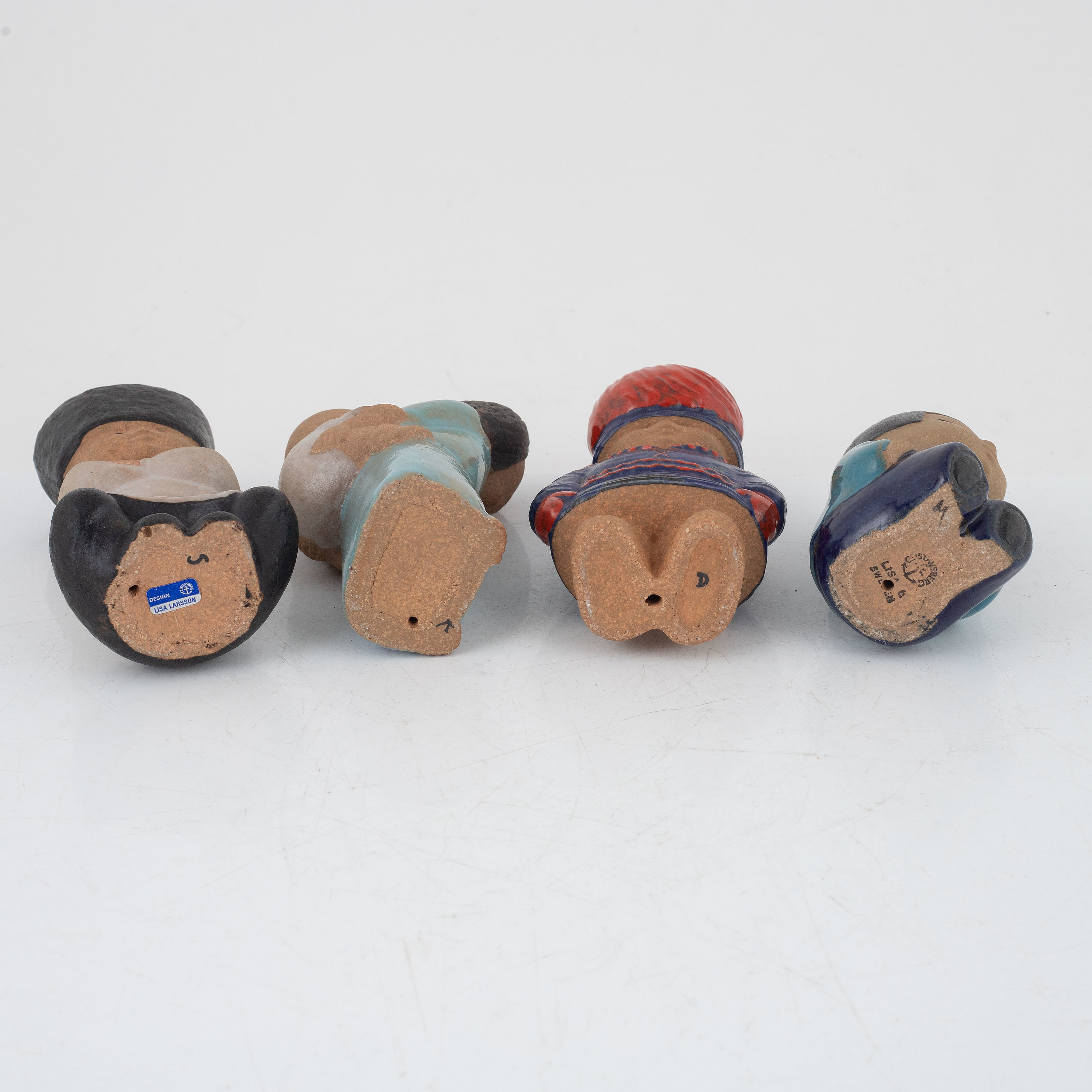 Lisa Larson, figuriner, 8 st, "All Världens barn", Gustavsberg. - Bukowskis