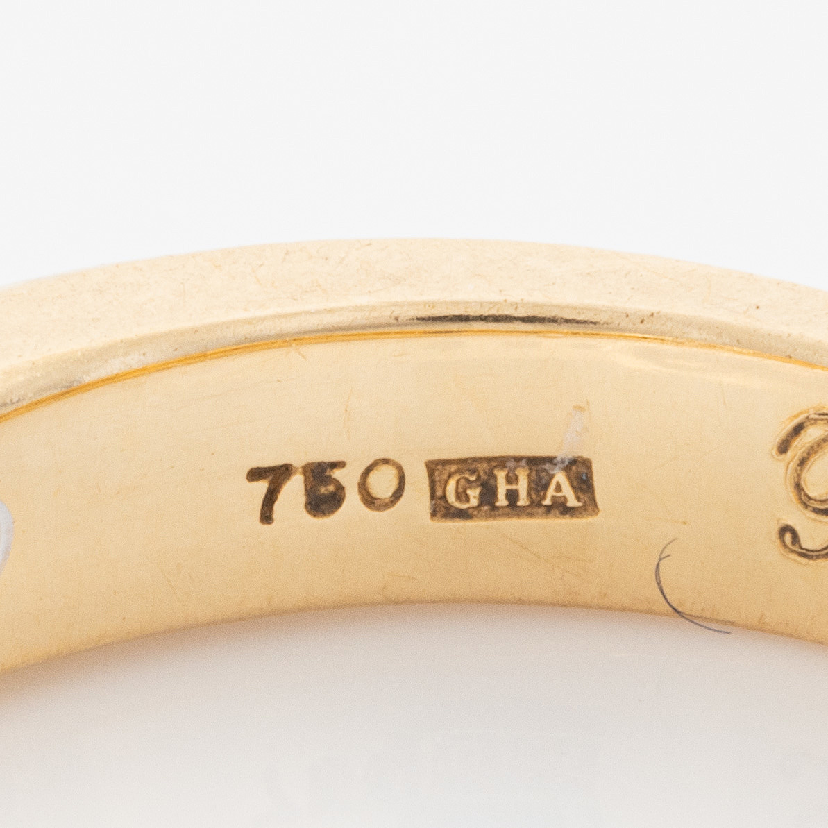 Ring 18K guld med runda briljantslipade diamanter. - Bukowskis