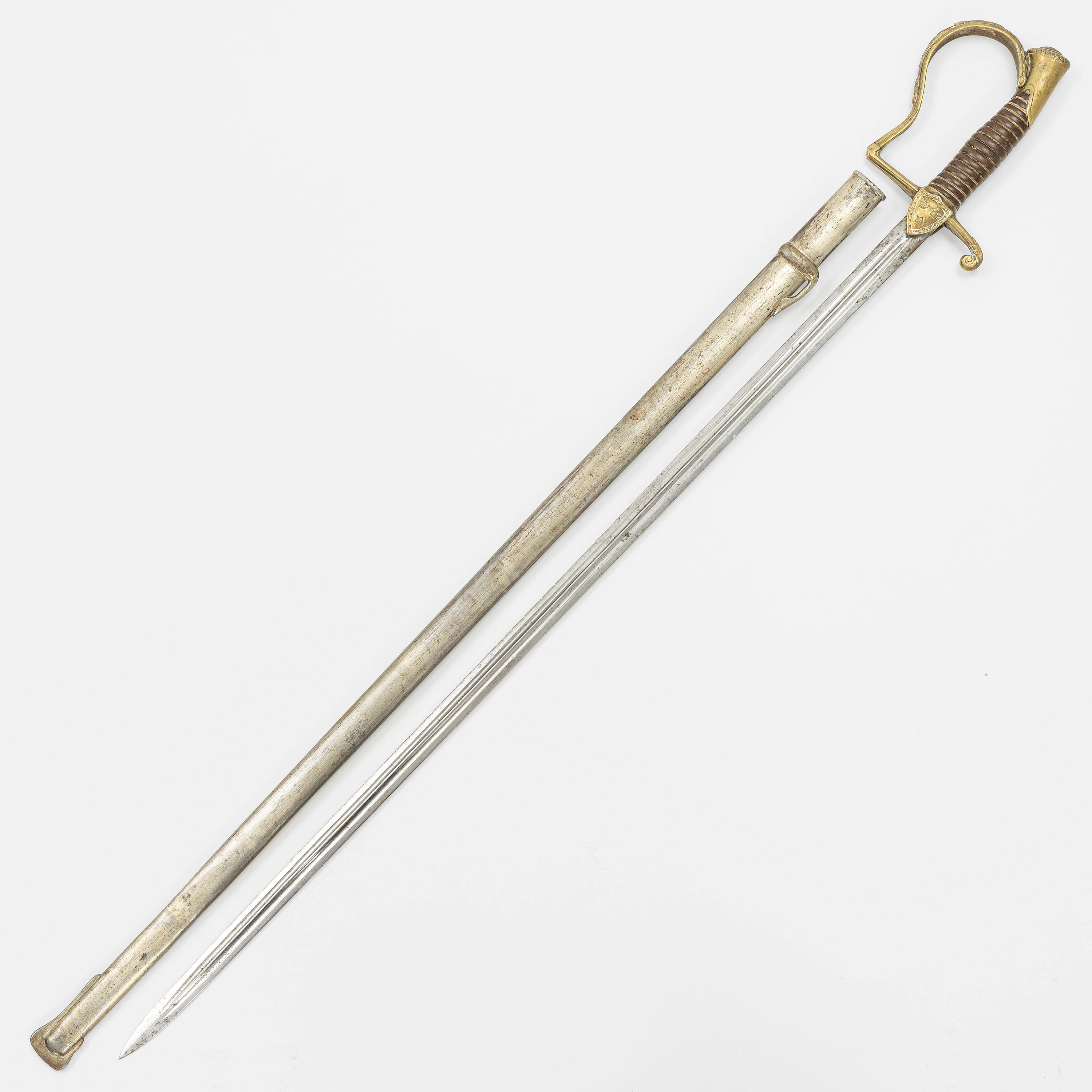 A Swedish officer's sabre, 1889 pattern, with scabbard. - Bukowskis