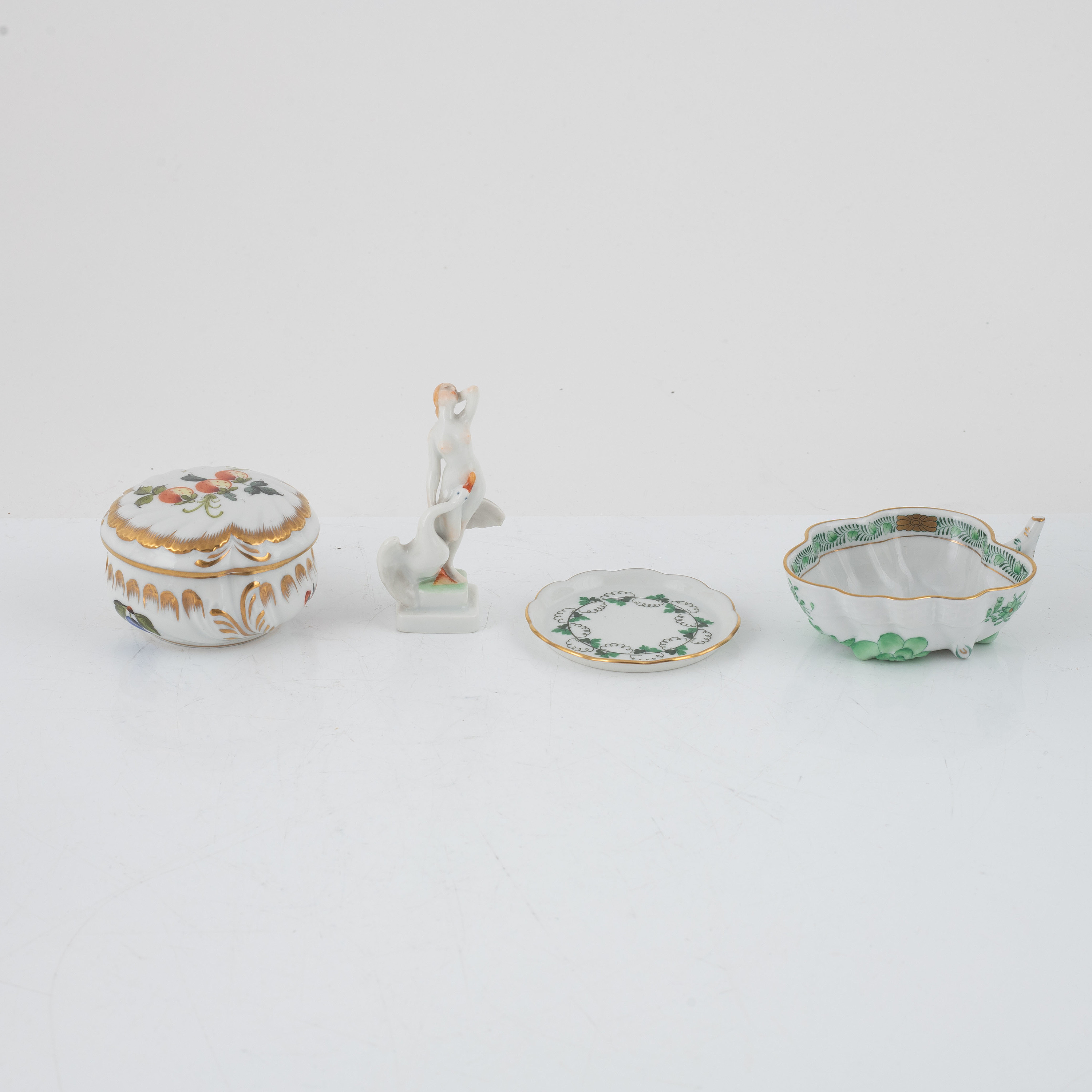 Samling porslin, 14 delar, Herend, Ungern. - Bukowskis