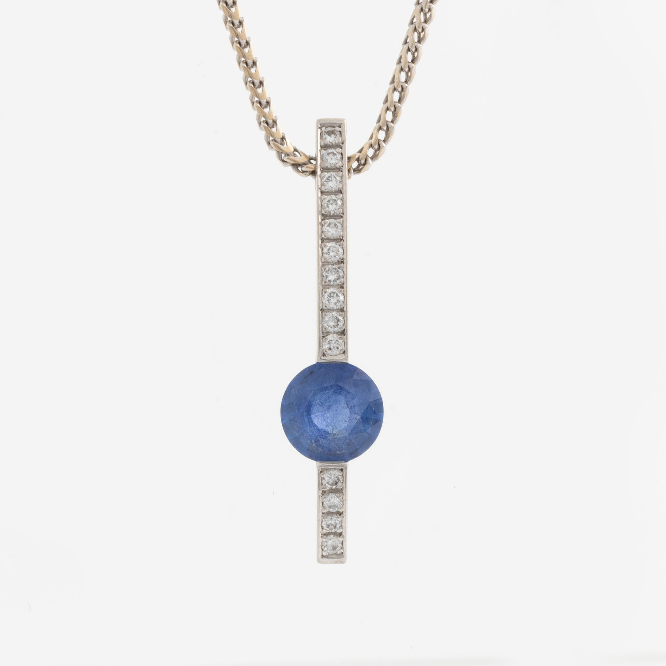 Atelier Ajour necklace in 18K white gold with sapphire and brilliant ...