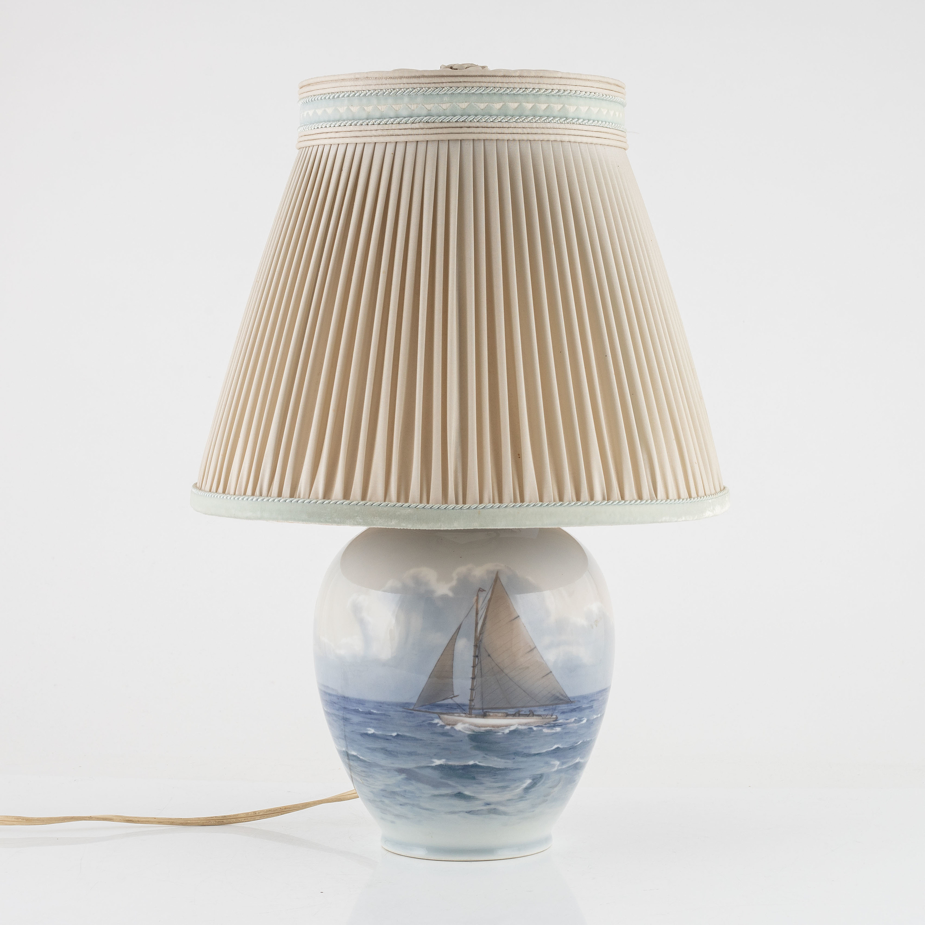 Bing & Grøndahl, bordslampa, porslin, Danmark. - Bukowskis