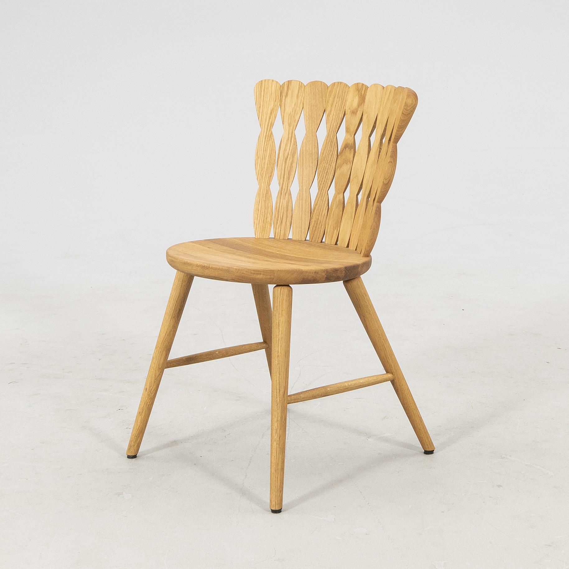 Lisa Hilland, "Spira" chair for Myltha, 21st century. - Bukowskis