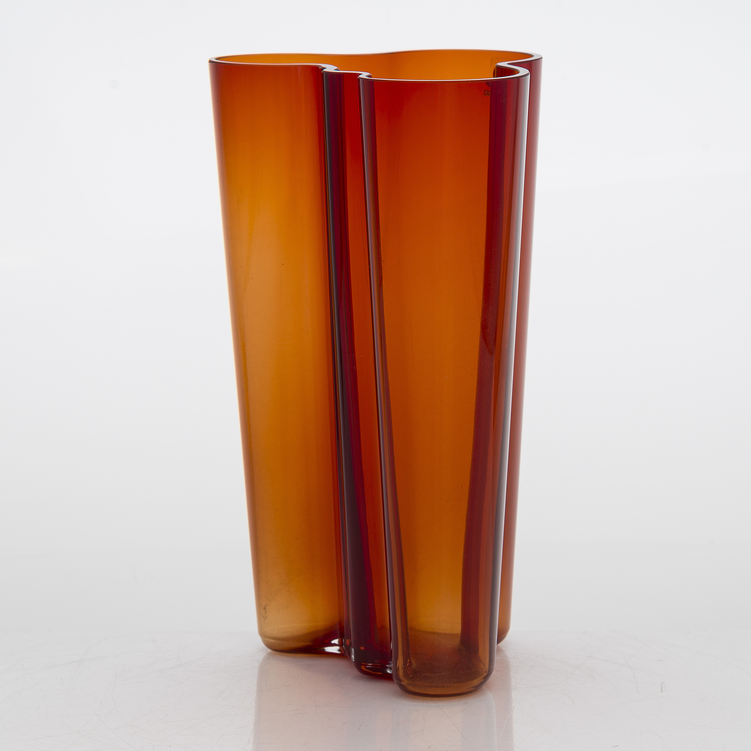 Alvar Aalto, vas, modell 201, signerad Iittala. - Bukowskis