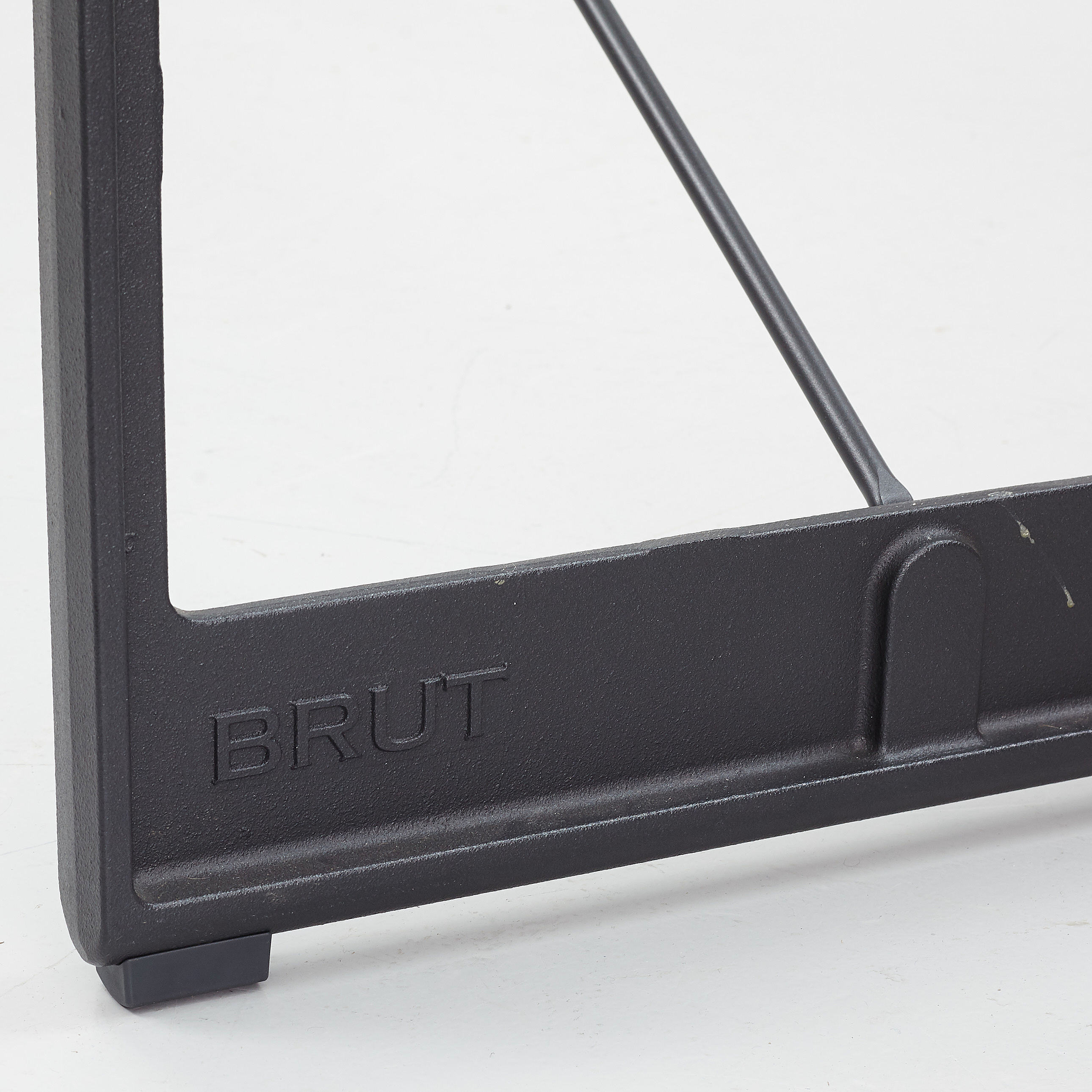 Konstantin Grcic, bord, "Brut", Magis, Italien. - Bukowskis