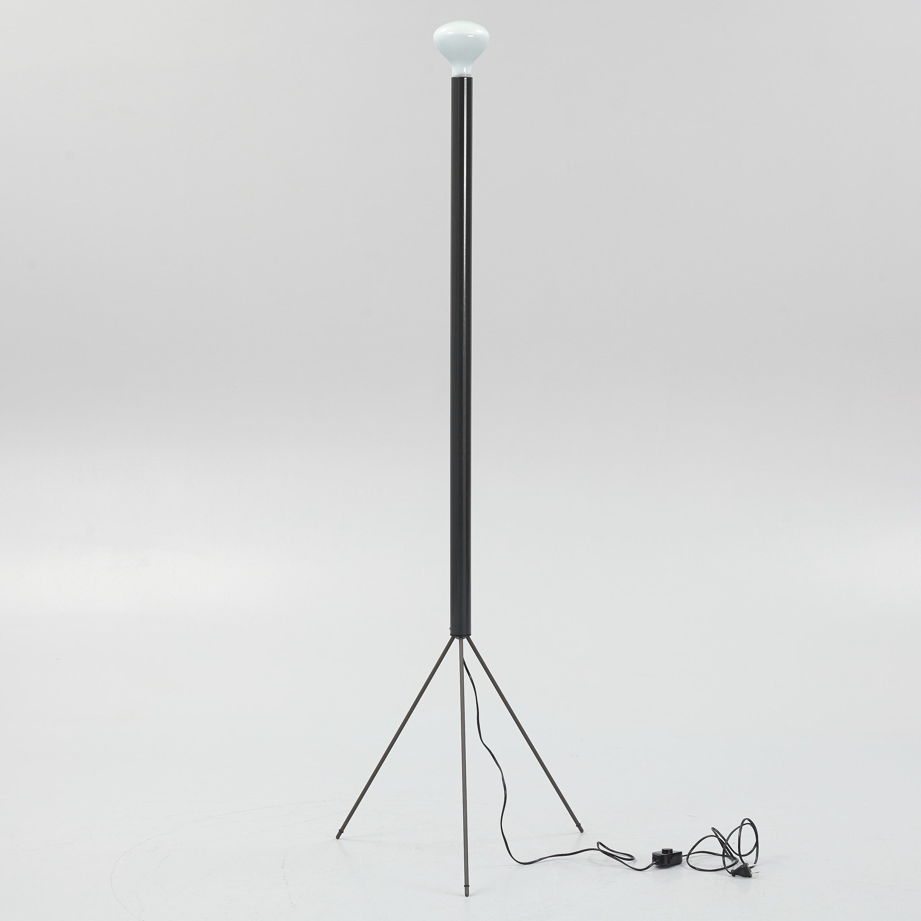 Achille & Pier Giacomo Castiglioni, golvlampa, "Luminator", Flos ...