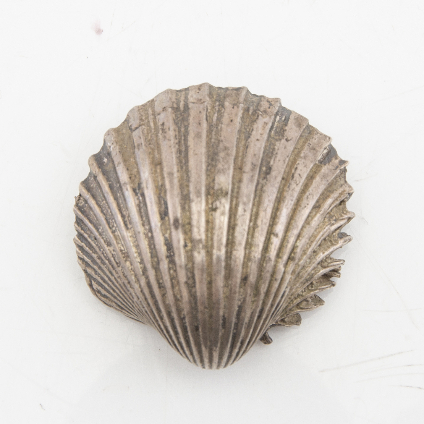 A silver brooch/pendant Pilgrim Shell by Berit Johansson, W&A Sävsjö ...