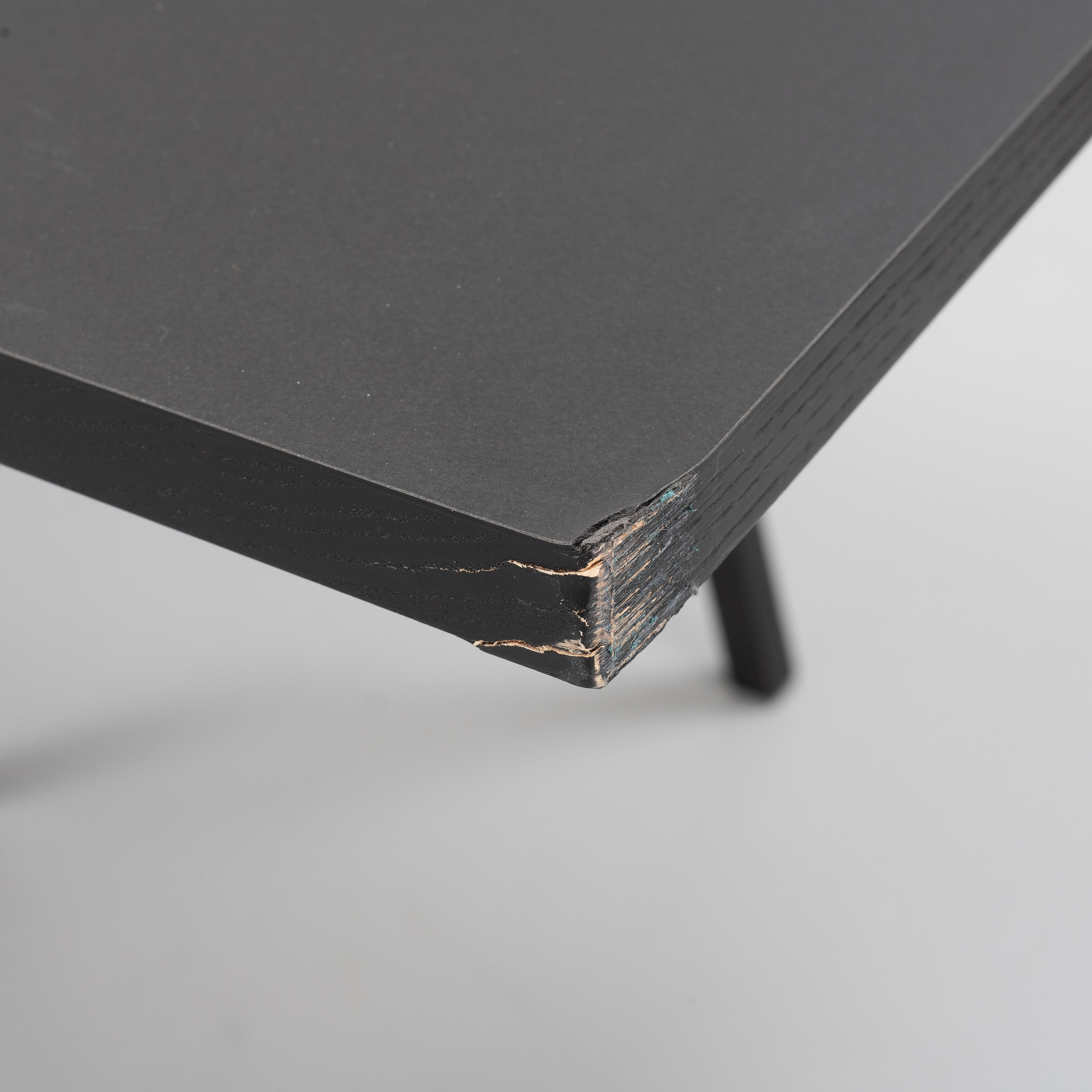 Leif Jørgensen, "Loop Stand Table", HAY, Denmark. - Bukowskis