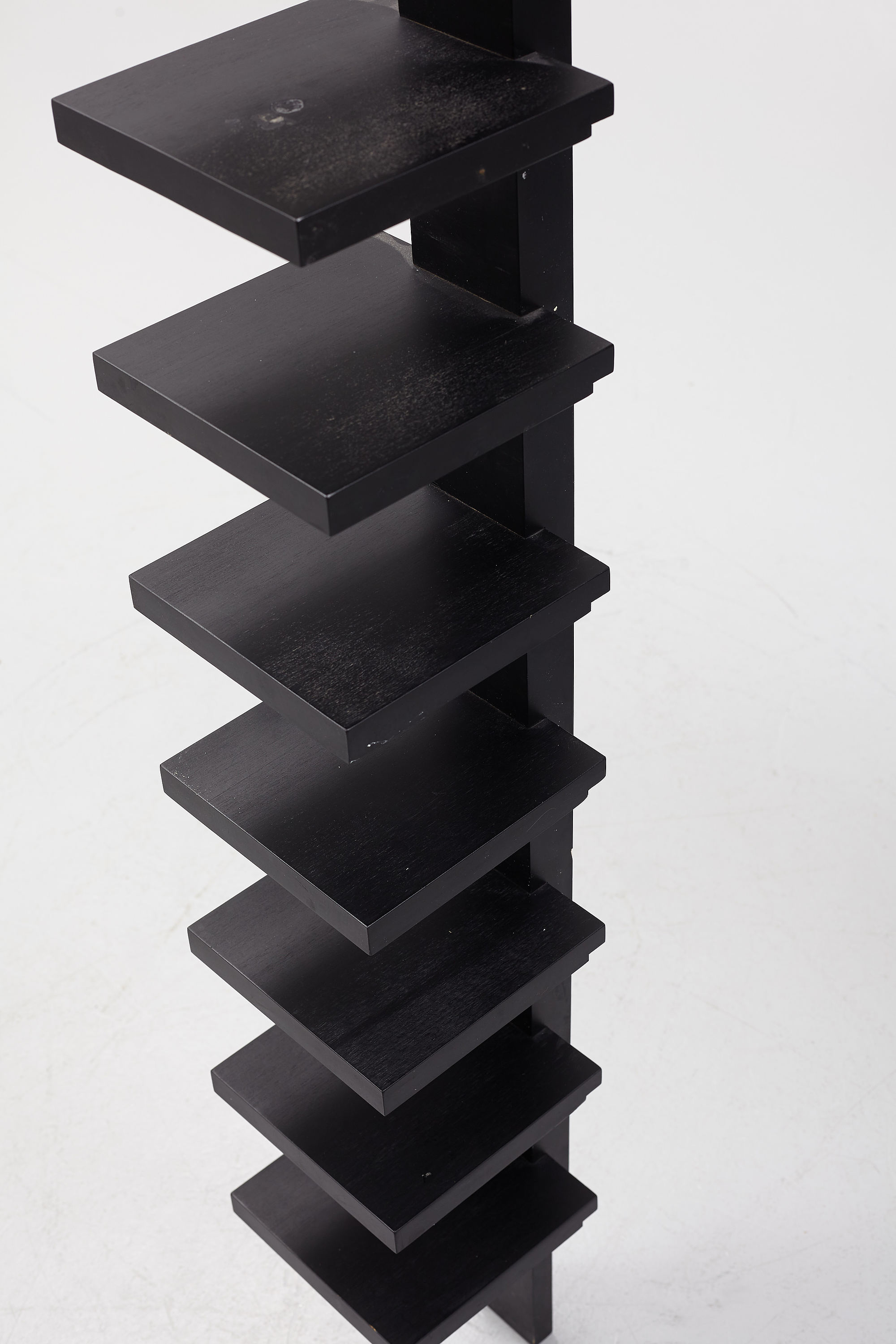 John Kandell, hylla, "Pilaster", Källemo. - Bukowskis