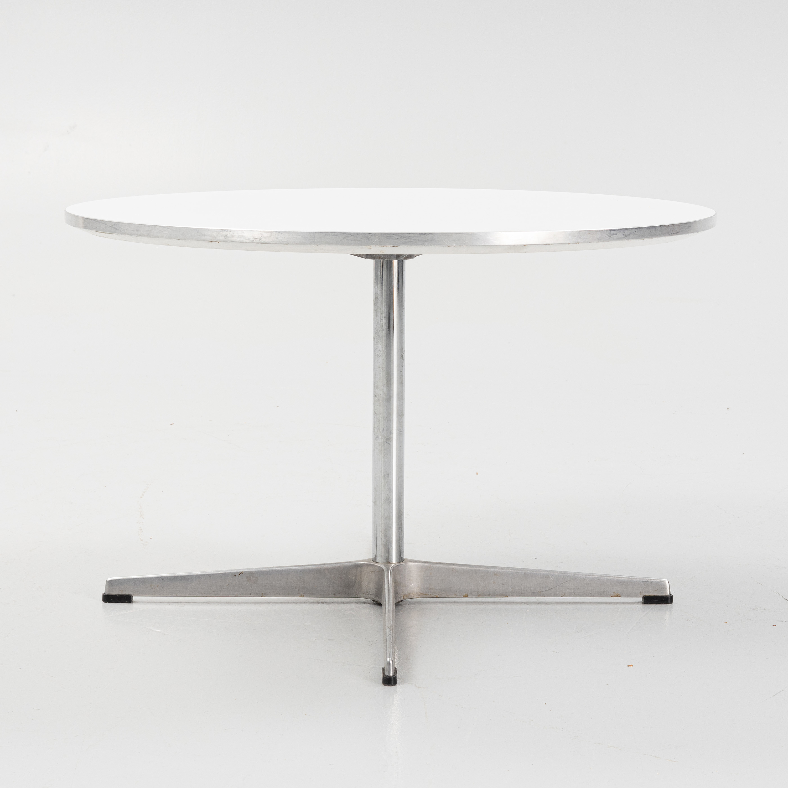 Arne Jacobsen, Bruno Mathsson & Piet Hein, coffee table, model "A222 ...