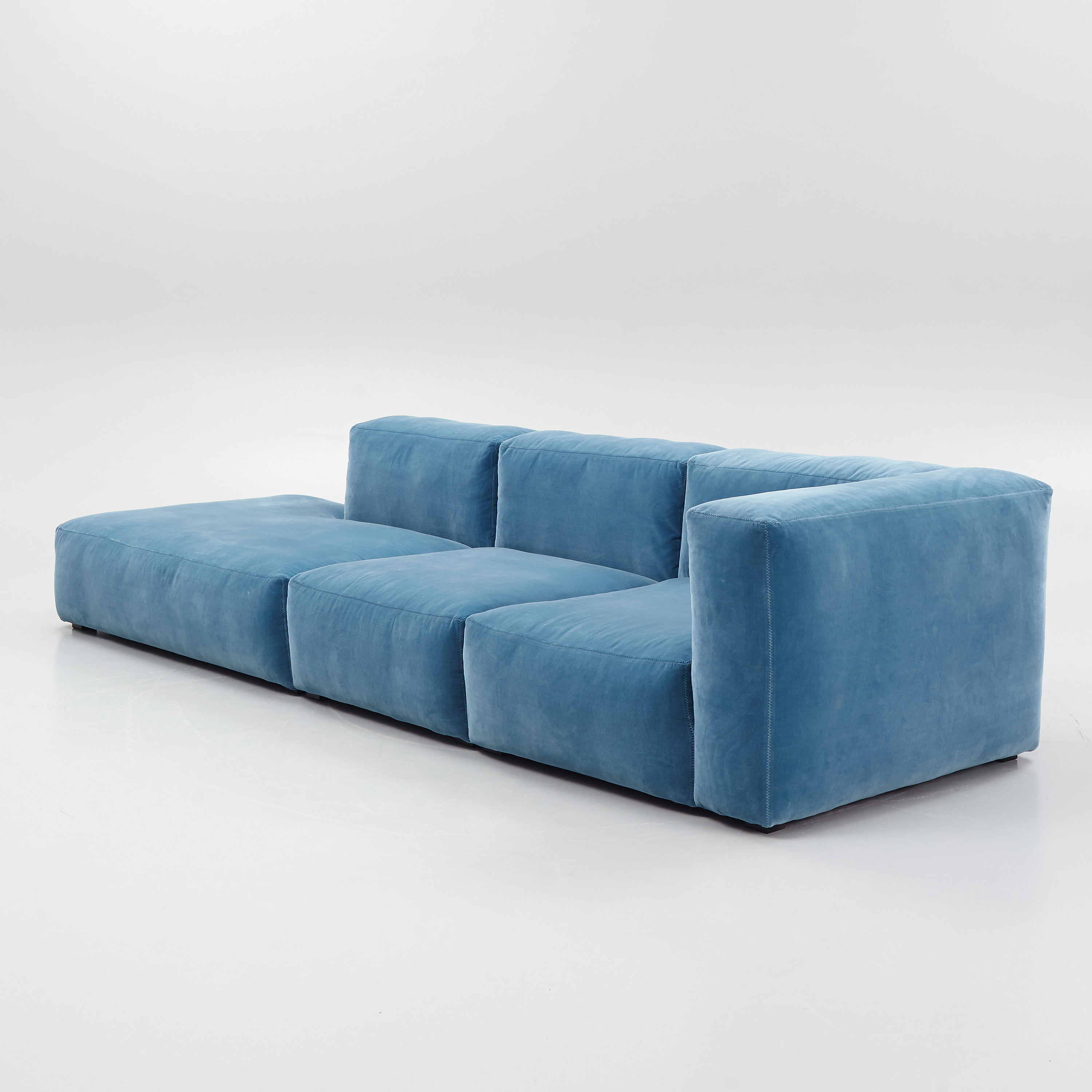 Modular a three-piece 'Mags Soft' modular sofa, HAY, Denmark. - Bukowskis
