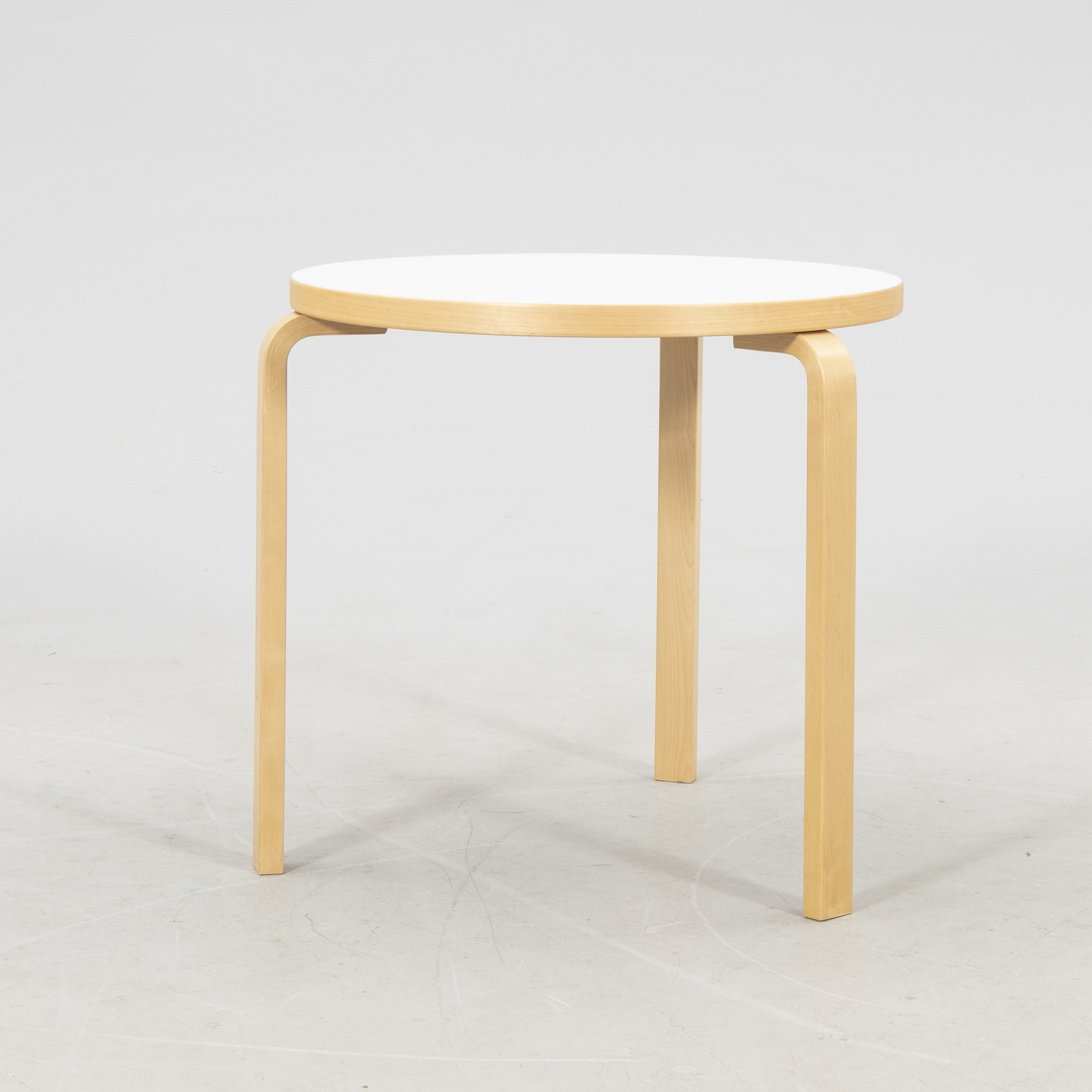 Alvar Aalto, dining table 90B Artek 2008. - Bukowskis