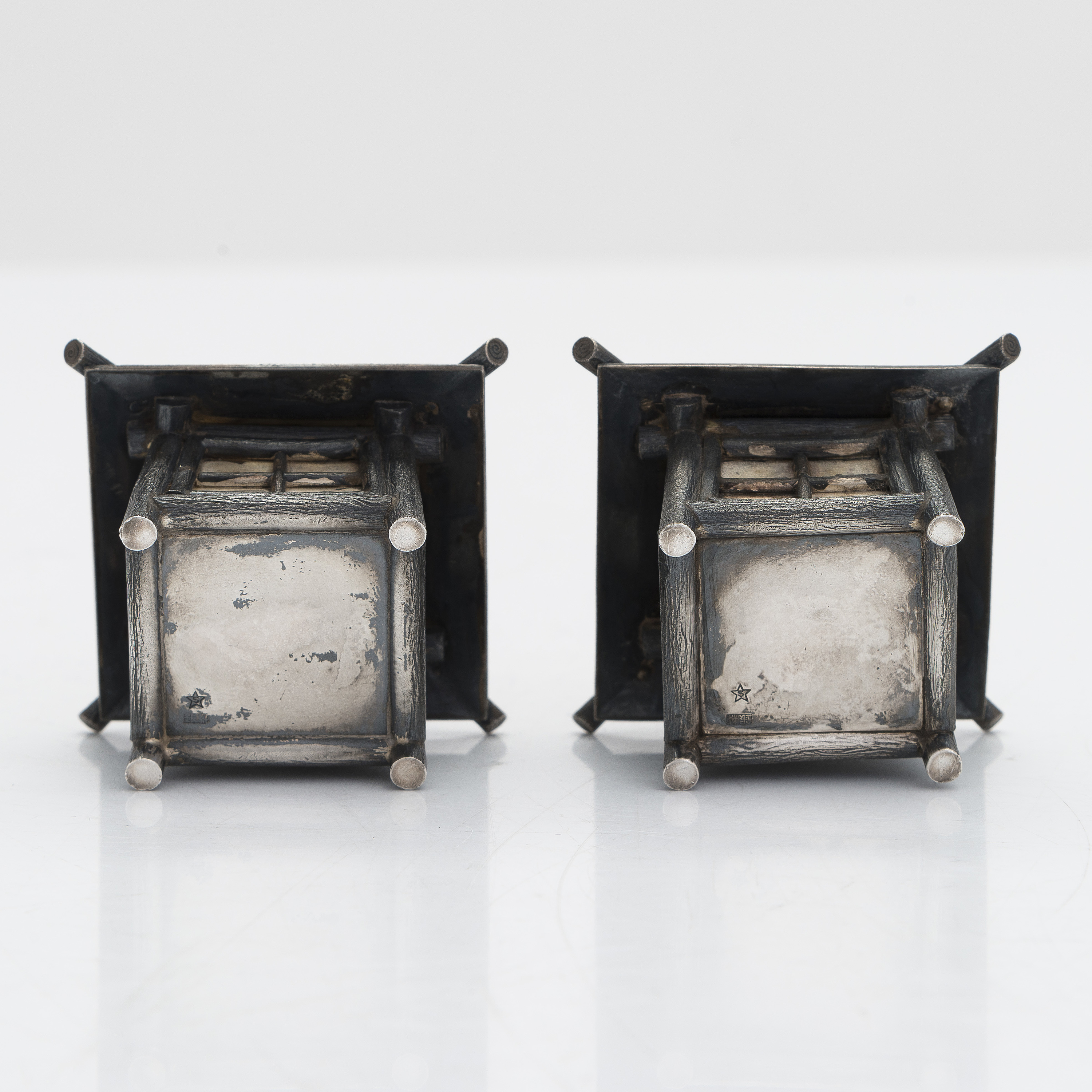 A pair of Japanese sterling silver lantern shape boxes, jungin mark for ...