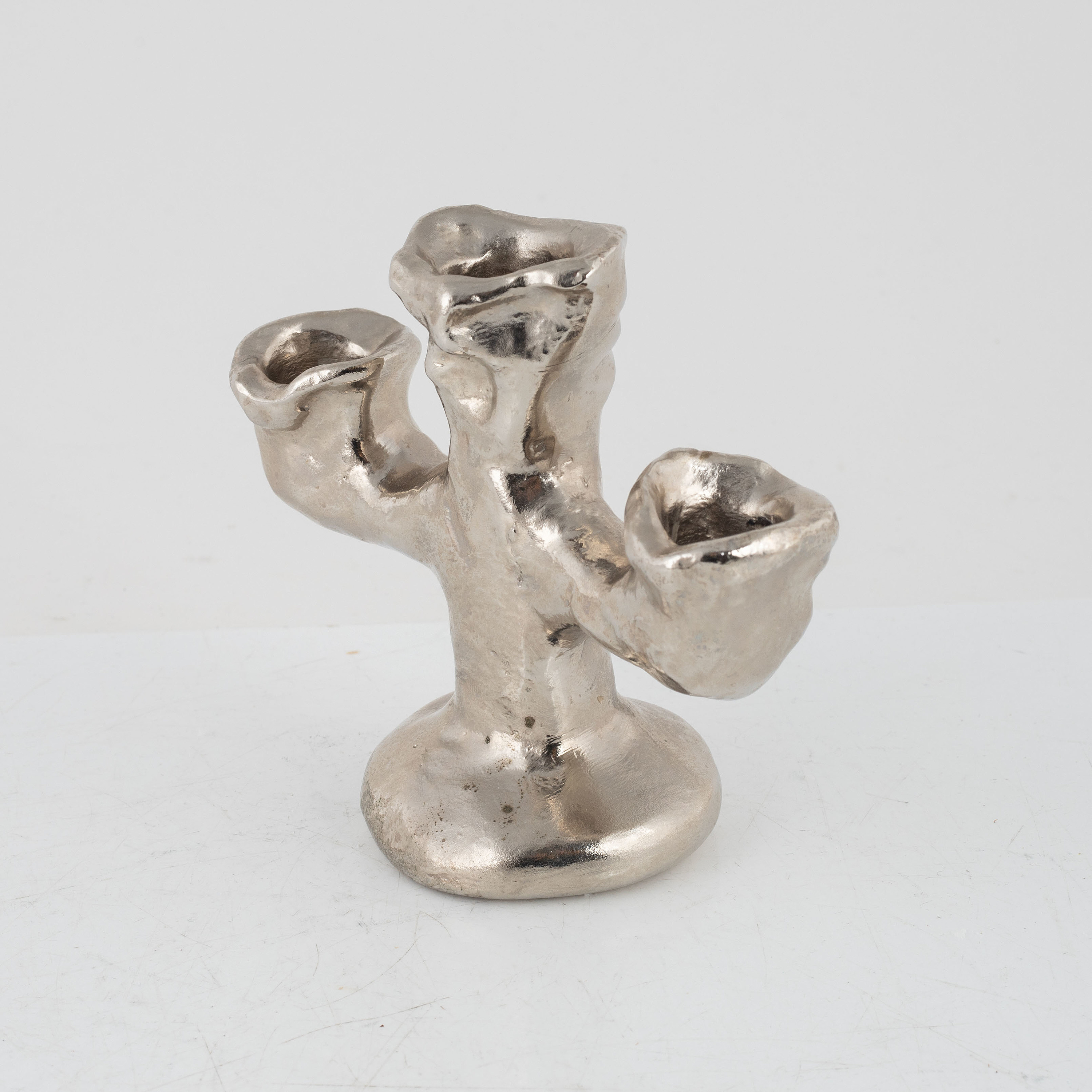 Dan Wolgers, 'Källa (Candle-stick)'. - Bukowskis