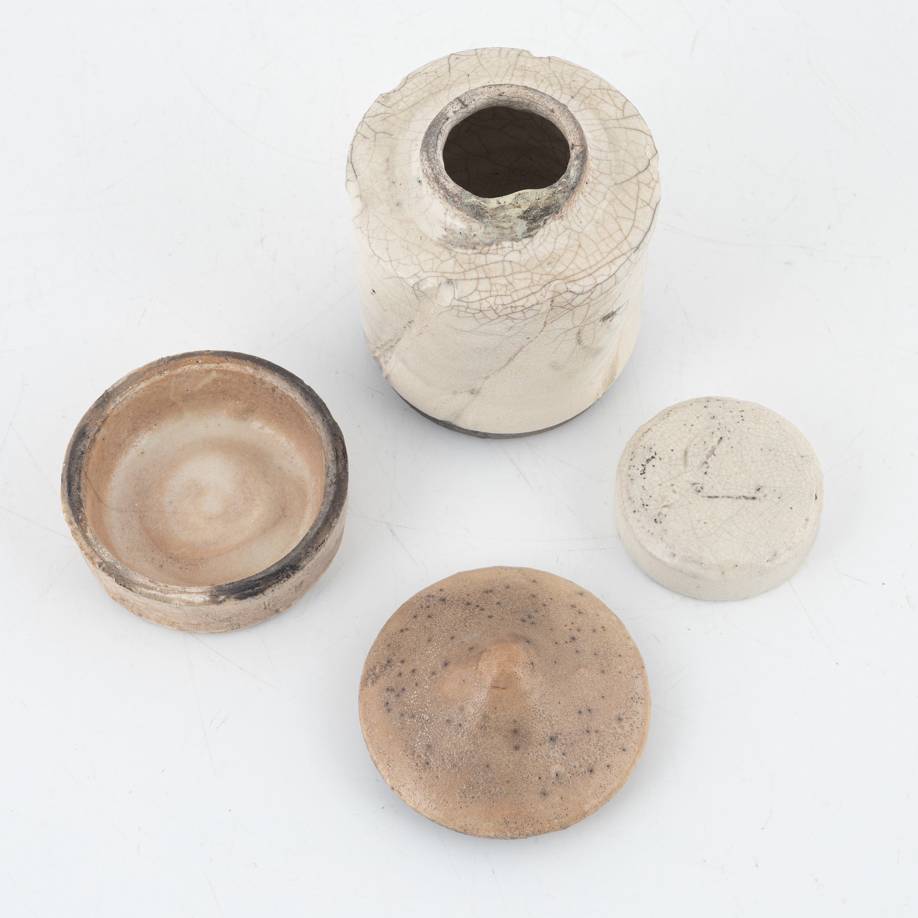 Inger Rokkjaer, a box with cover and an urn with cover, Denmark, 2003 ...